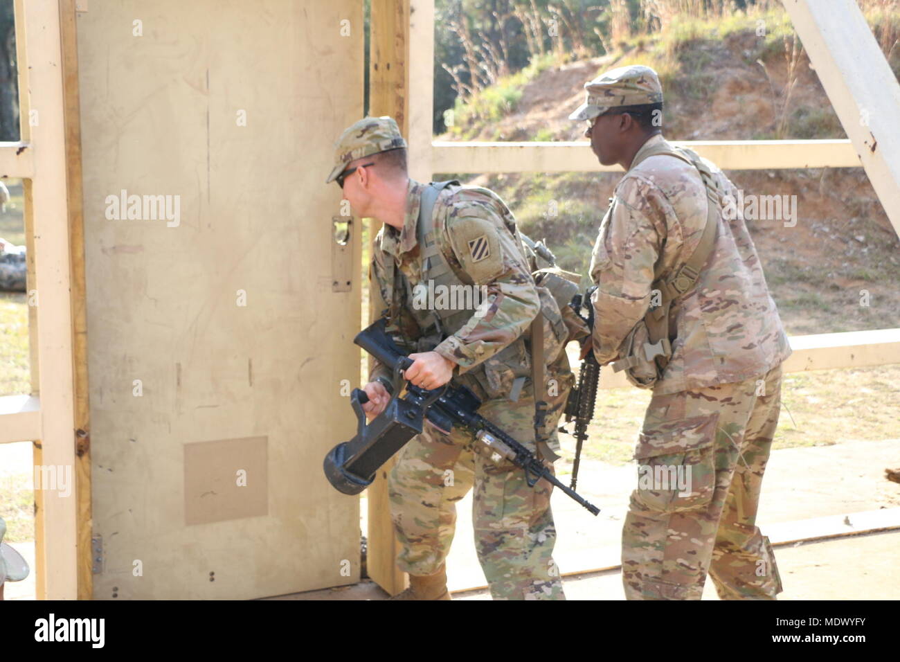 U s army breach door hi-res stock photography and images - Alamy