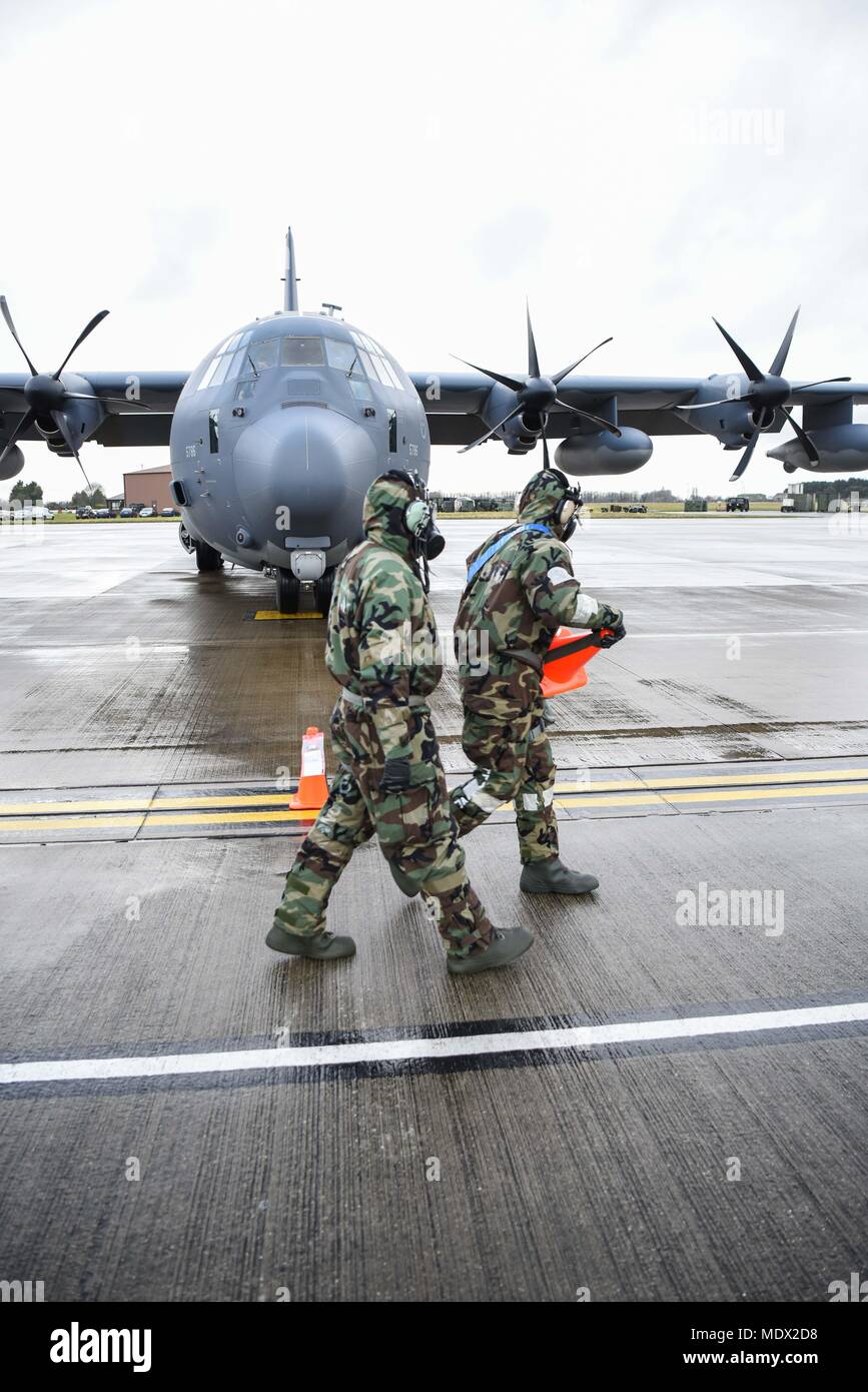 Air Commandos with the 67th Special Operations Squadron, 352d Special ...