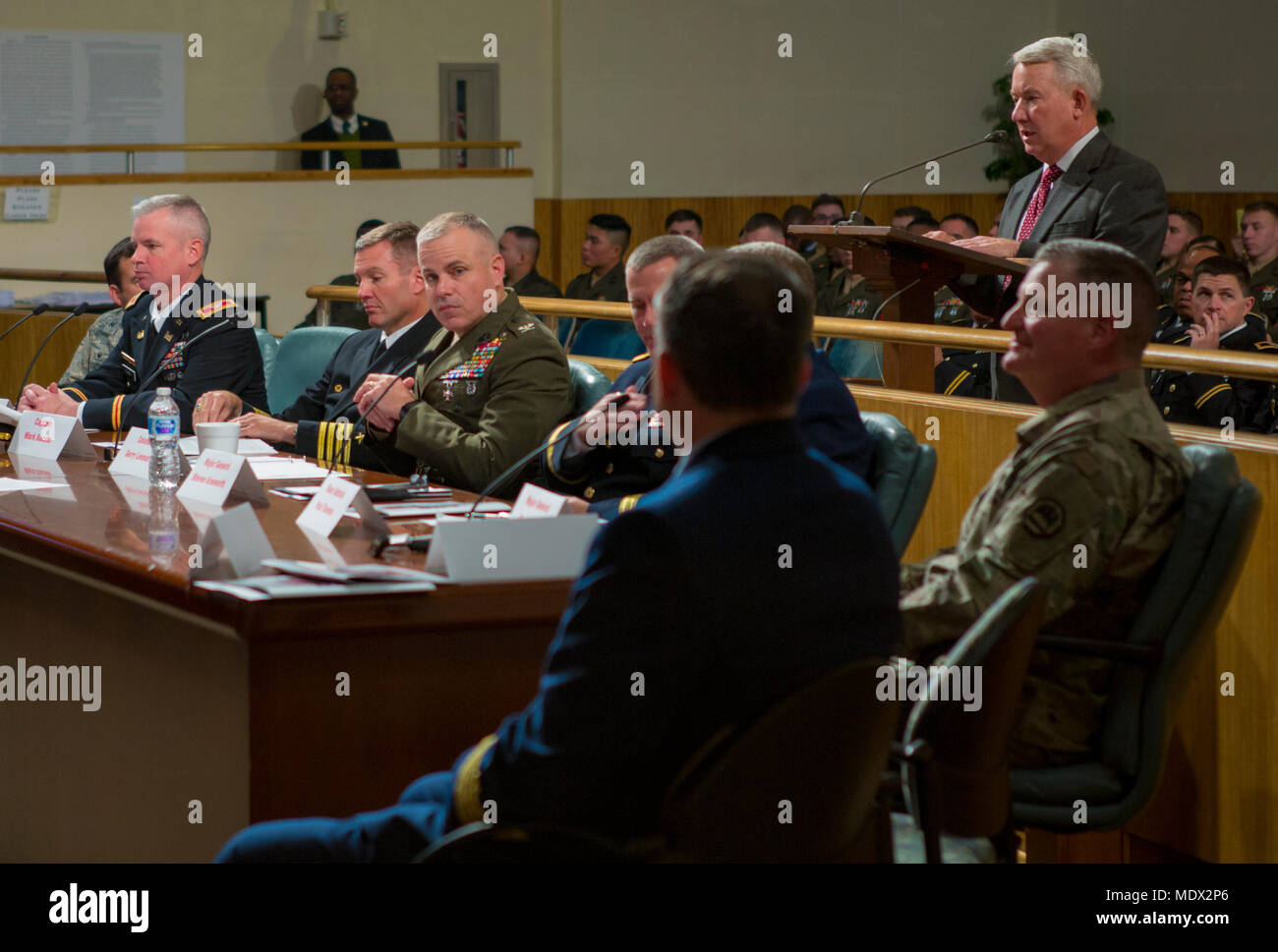 Retired marine maj gen david m mize hi-res stock photography and images ...