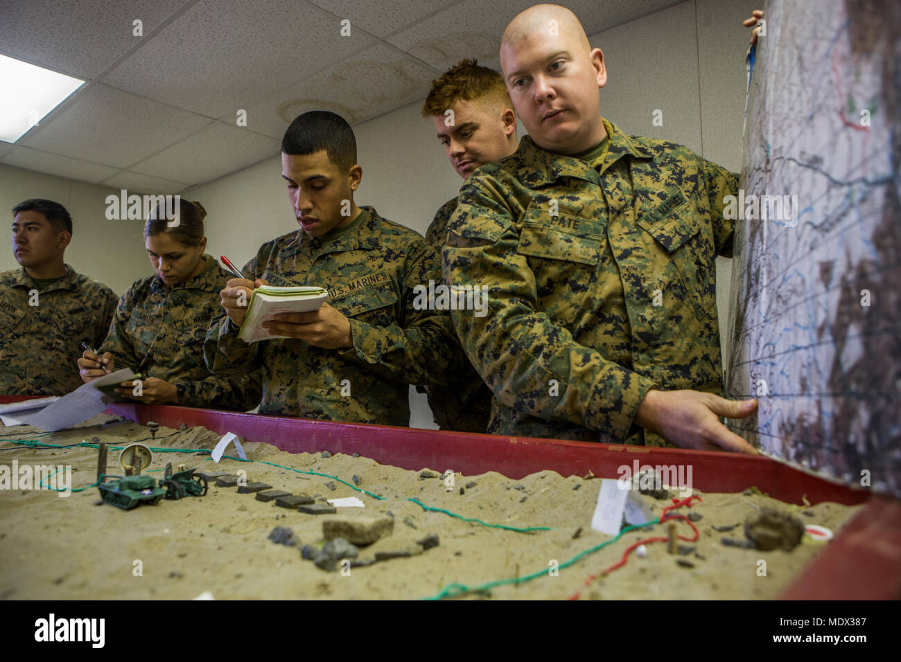 Marines with Combat Service Support Company, I Marine Expeditionary ...