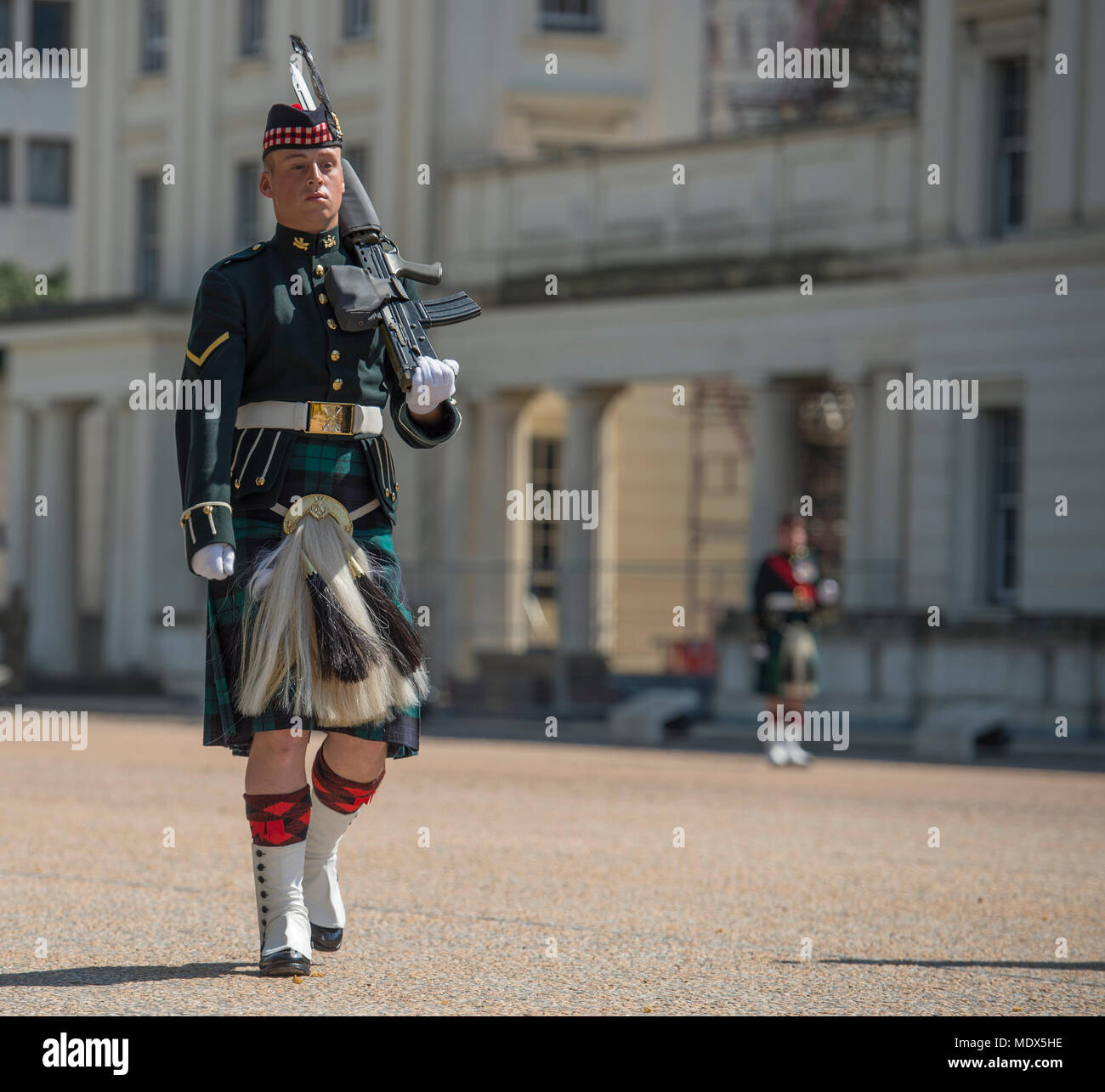 Wellington Barracks, London, UK. 20 April, 2018. Kilted soldiers assist ...