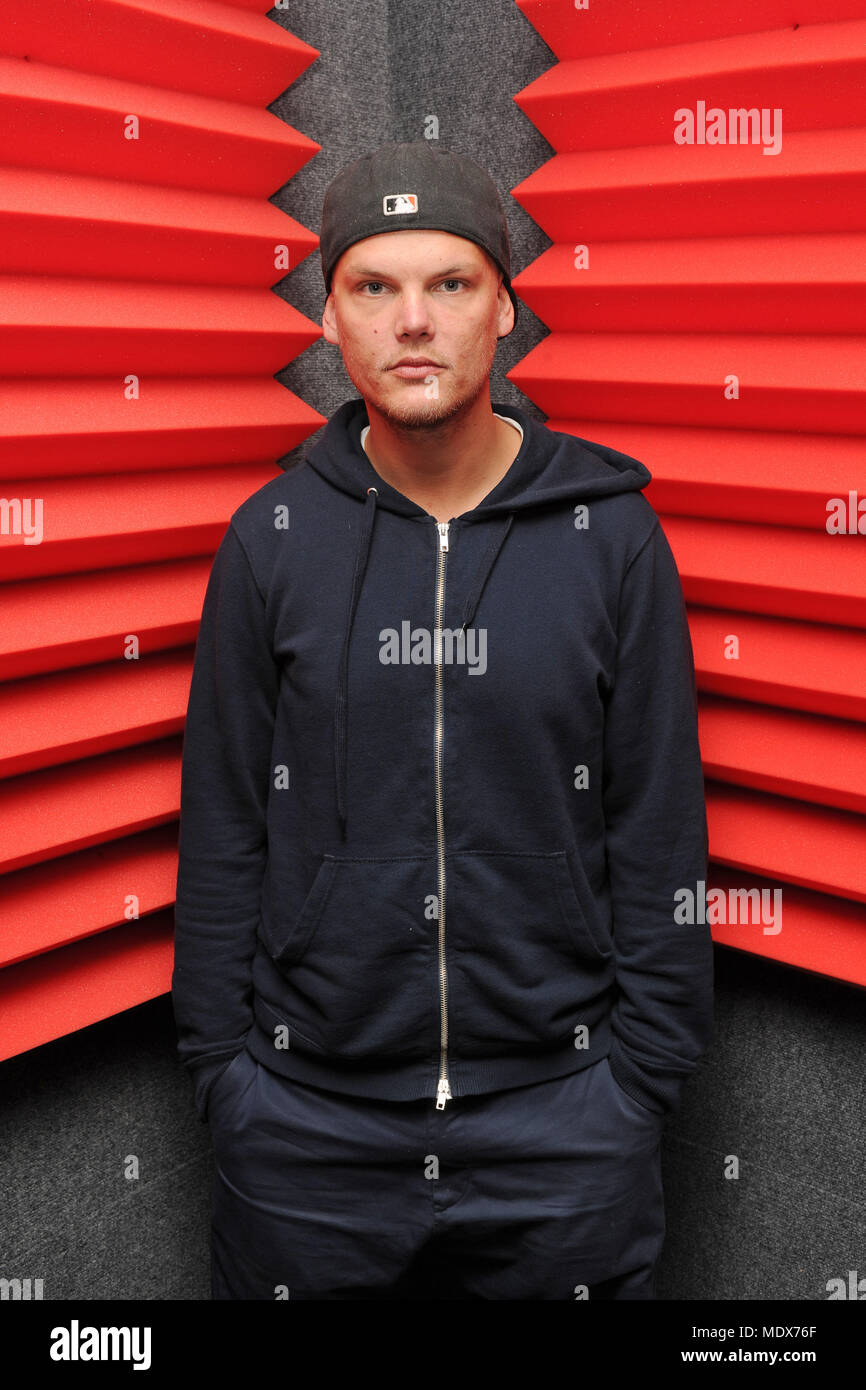 Avicii poses for a portrait at radio station y 100 hi-res stock ...