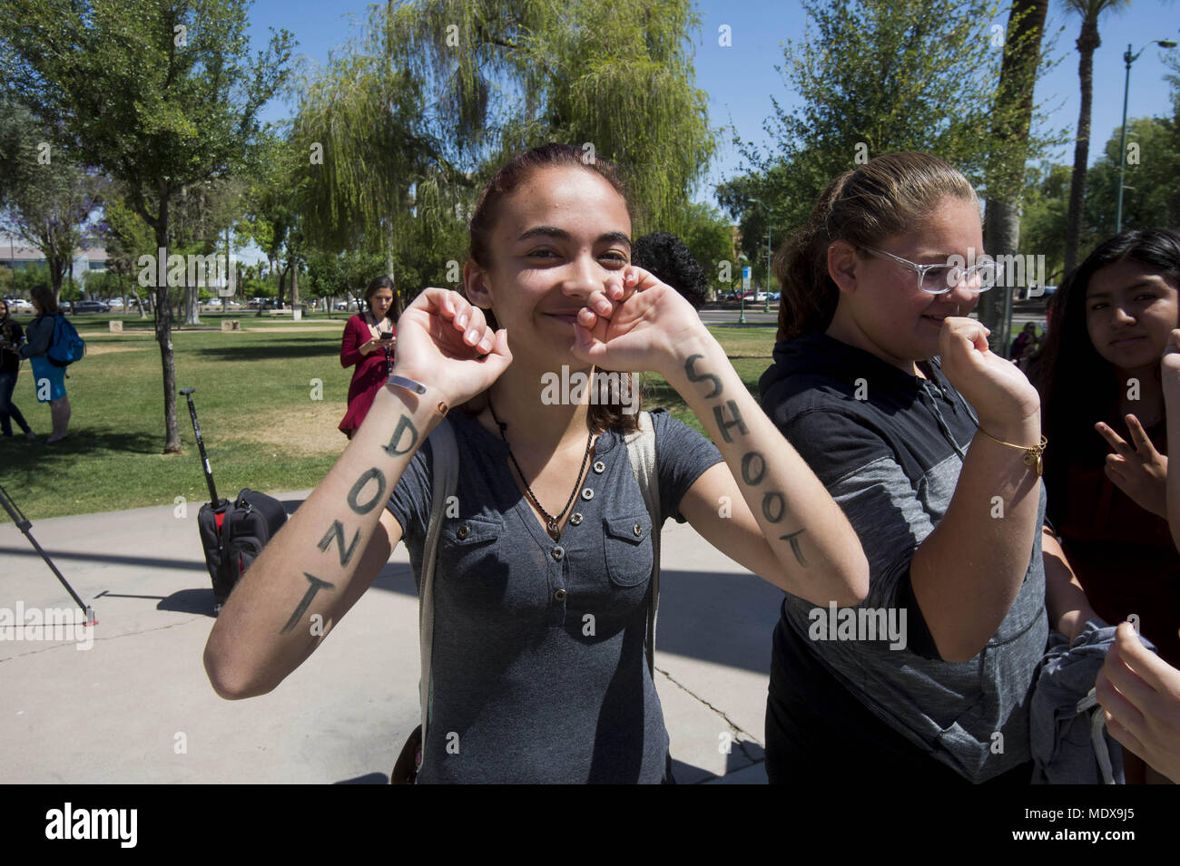 April 20 1999 hi-res stock photography and images - Alamy