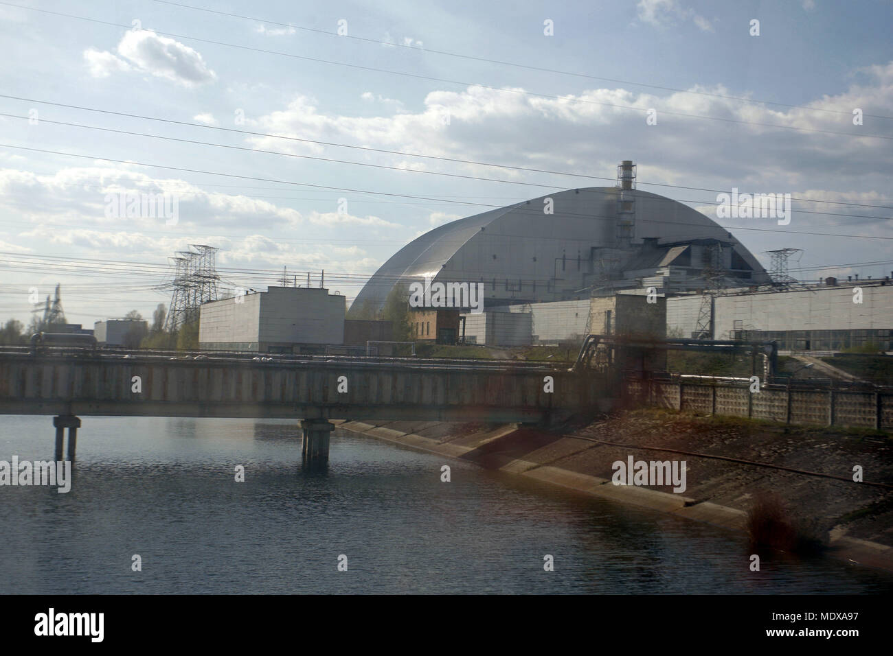 Kiev, Ukraine. 20th Apr, 2018. Picture taken through a bus window shows ...