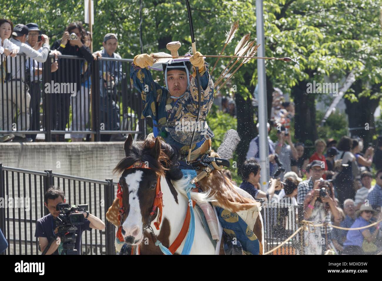 Tokyo, Japan. 21st Apr, 2018. A mounted archer wearing traditional ...