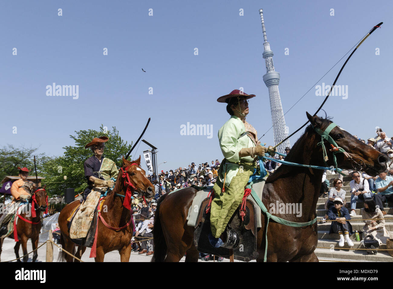 Tokyo, Japan. 21st Apr, 2018. Mounted archers wearing traditional ...
