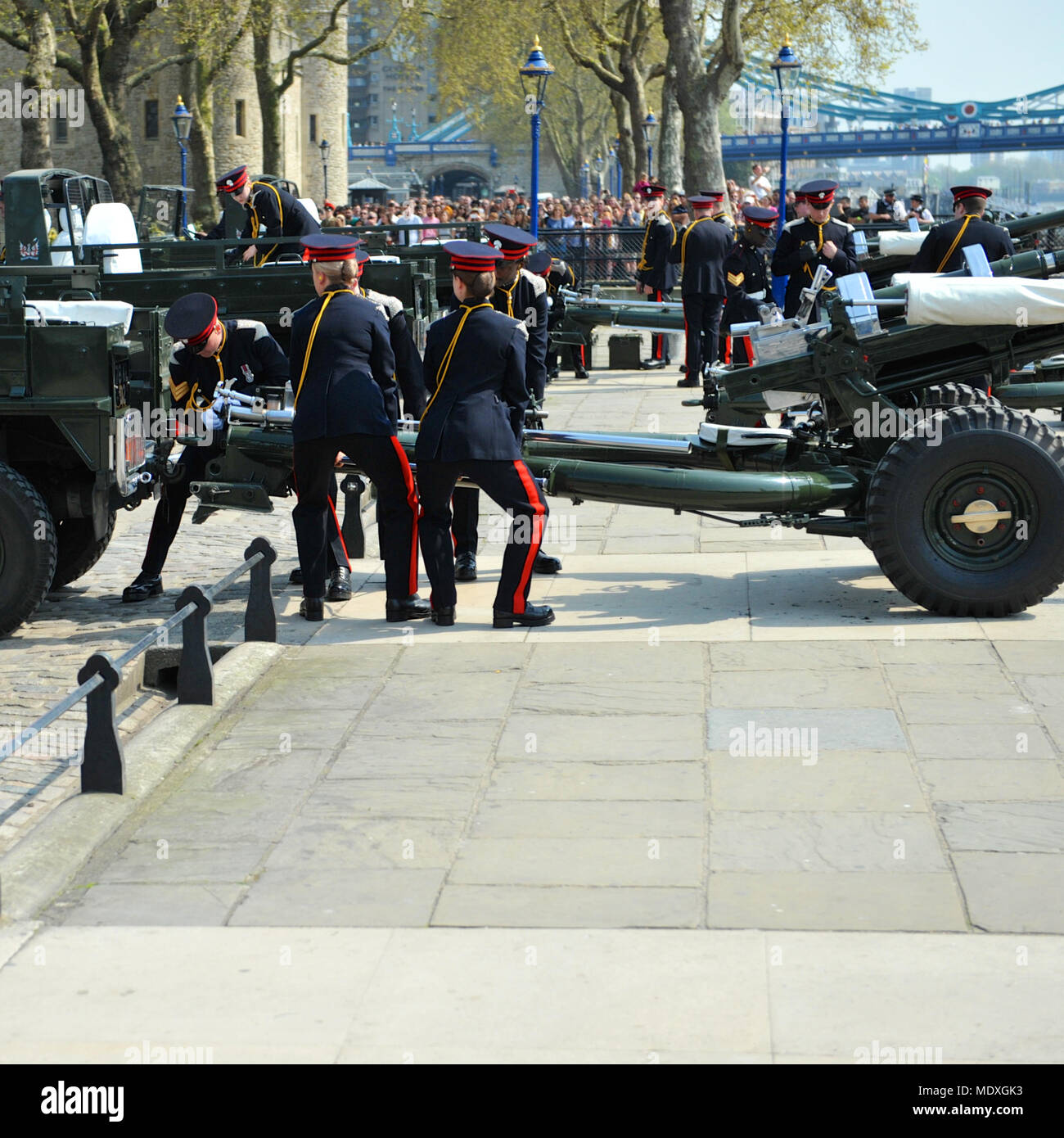 London, UK. 21st April 2018. Soldiers of The Honourable Artillery ...