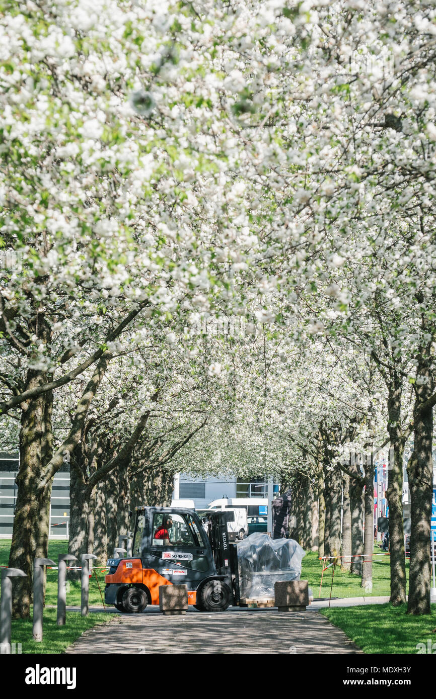 20 April 2018, Germany, Hanover: A forklift transports products to the ...