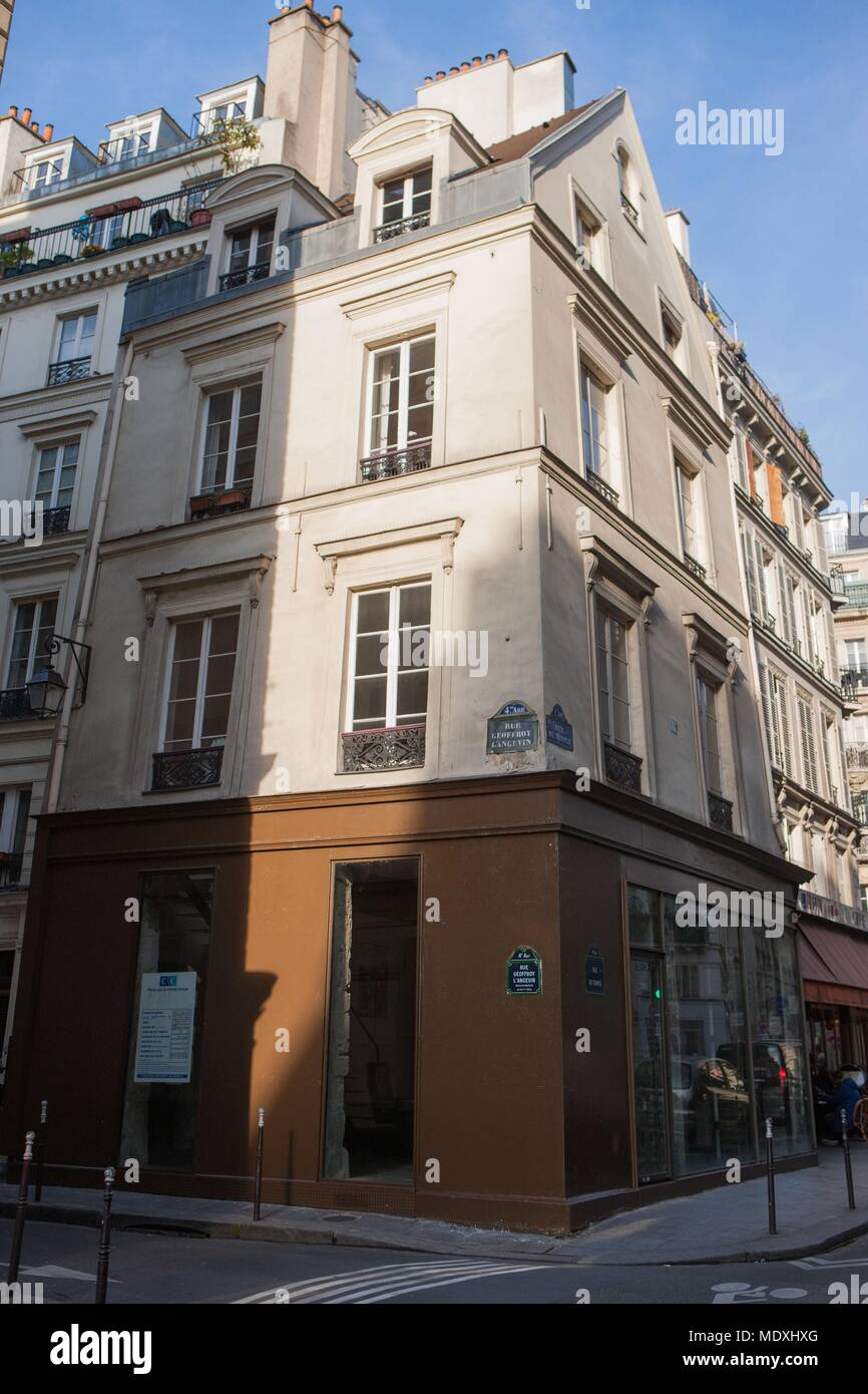 Le marais street house synagogue architecture napoleon napoleon paris ...