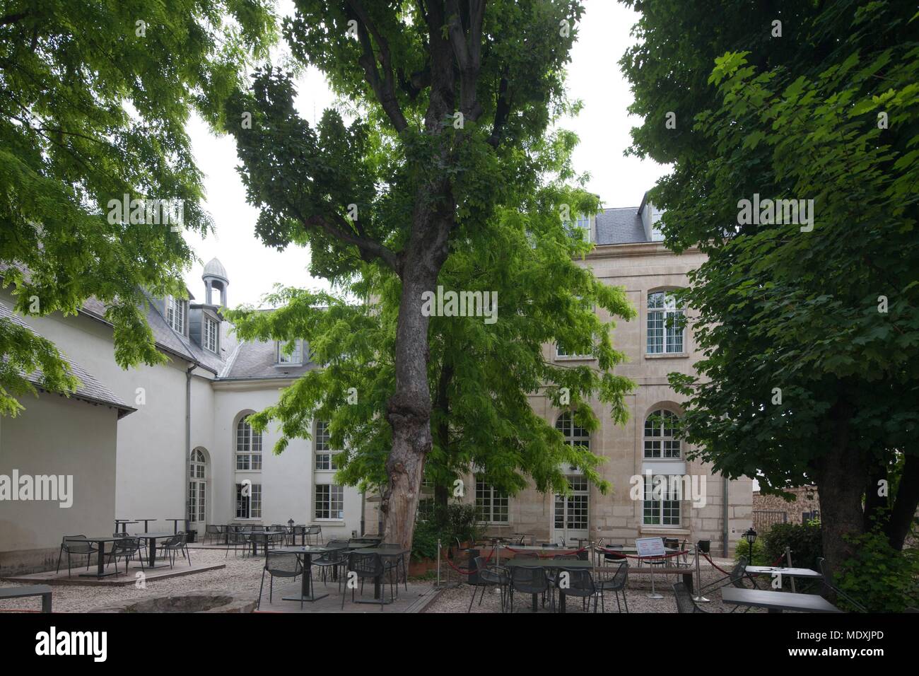 Maison de l'architecture hi-res stock photography and images - Alamy