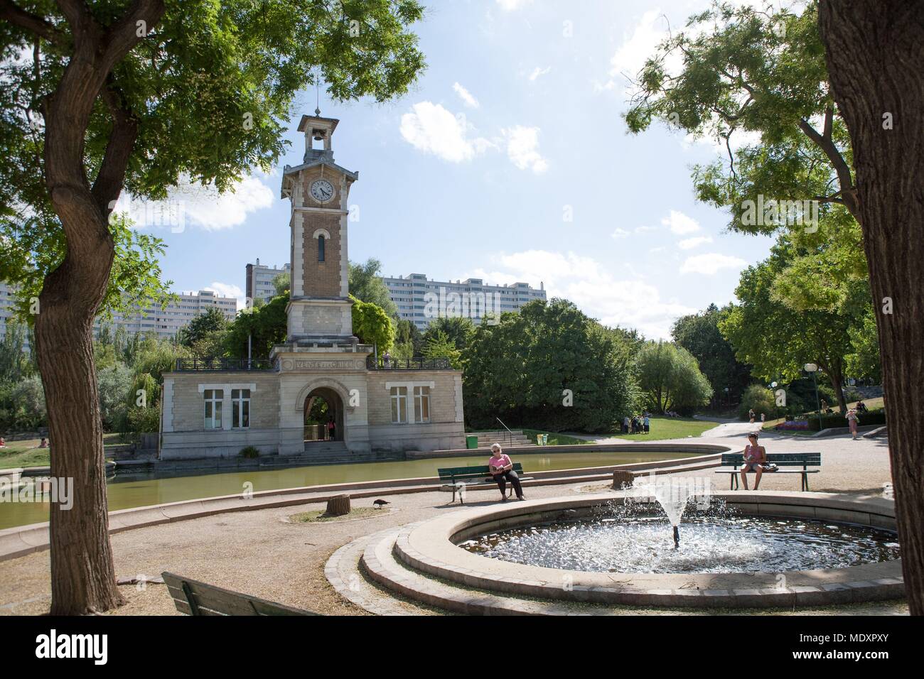 Parc georges brassens hi-res stock photography and images - Alamy
