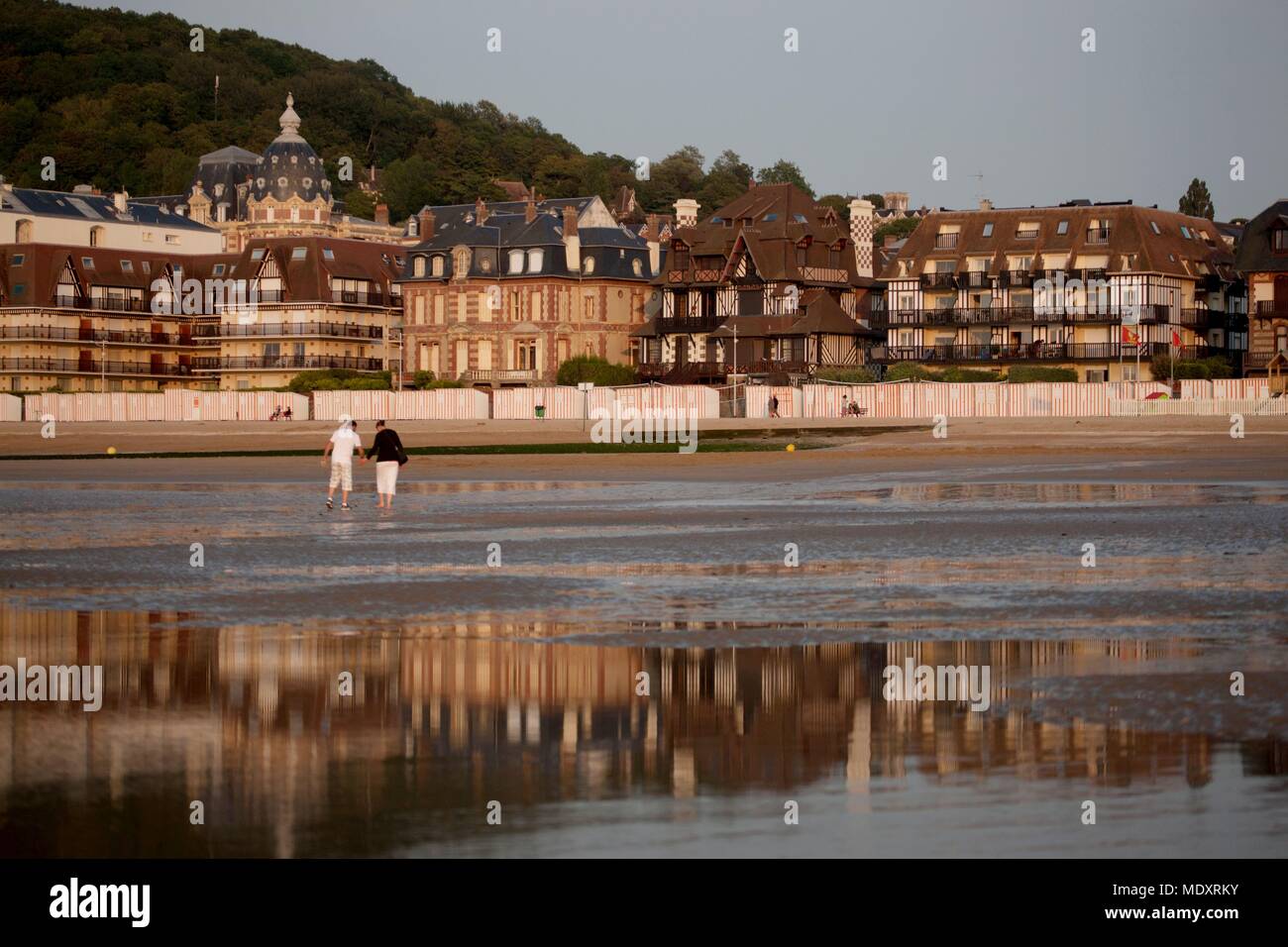 France, Lower Normandy, Côte Fleurie, houlgate, beach, sunset, setting ...