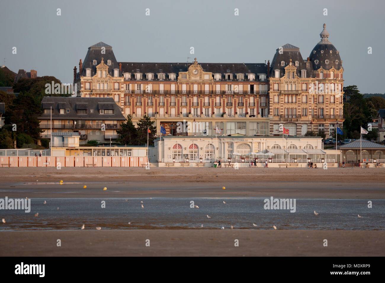 France, Lower Normandy, Côte Fleurie, houlgate, beach, sunset, setting ...
