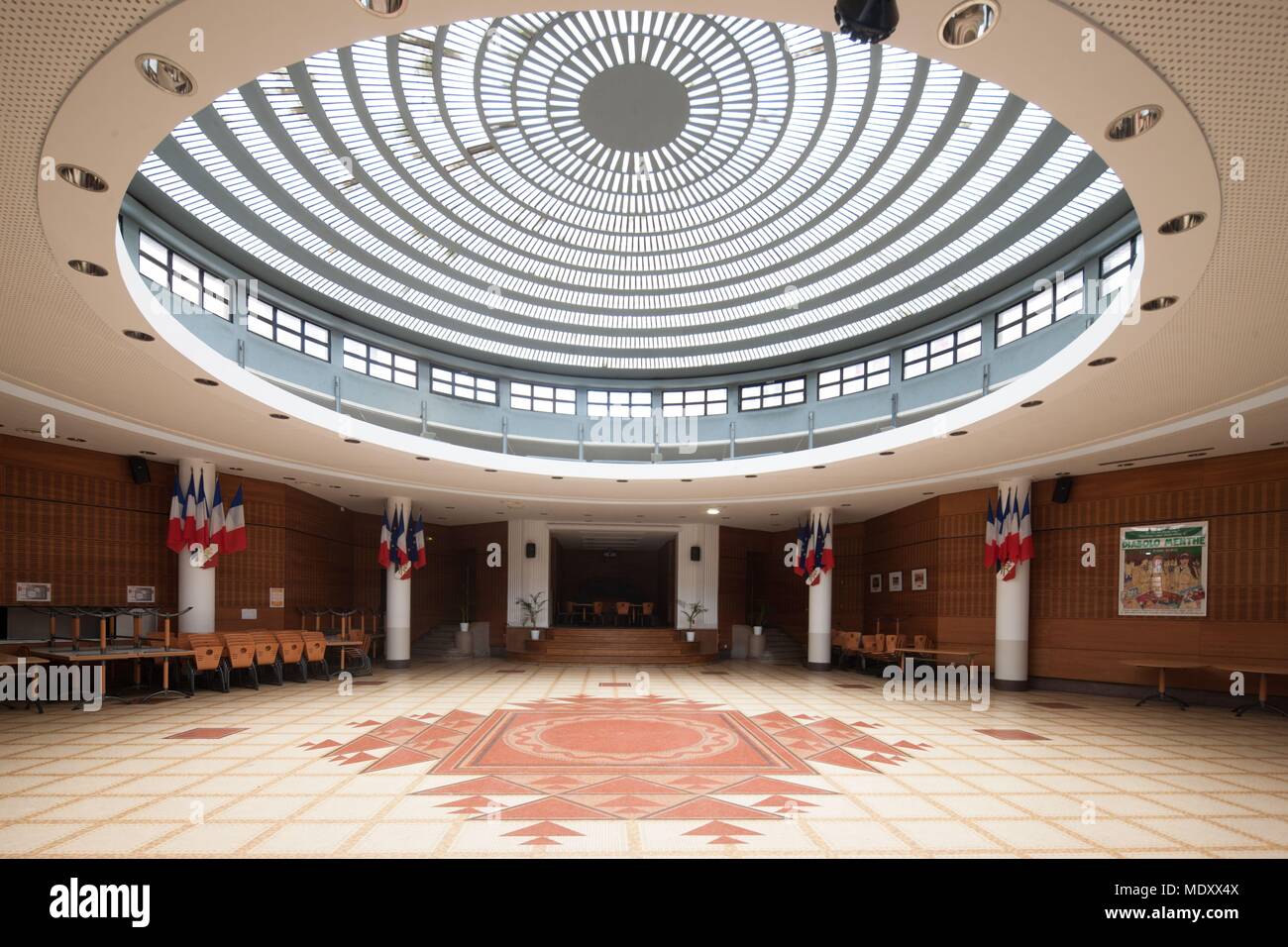 Paris, 77 avenue de clichy, lycee jules ferry, rotunda glass roof ...