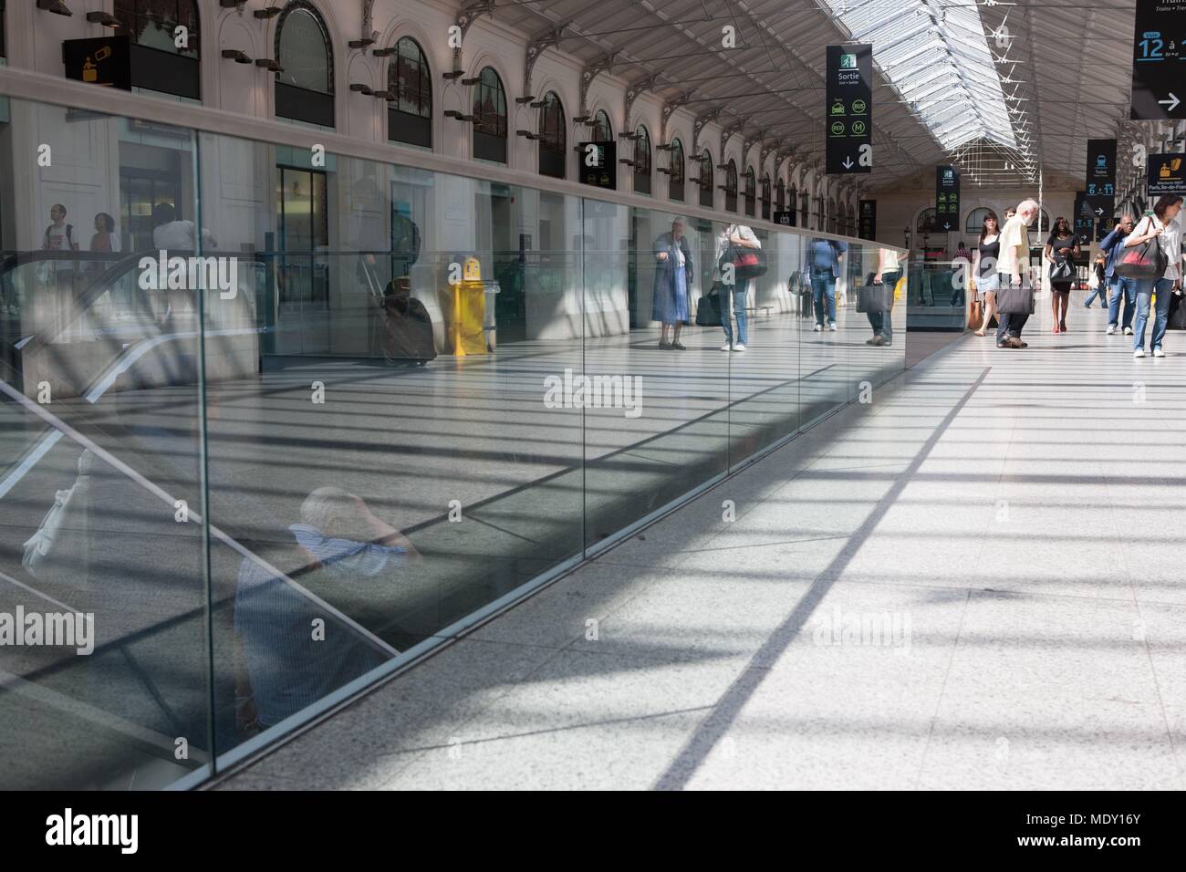 Paris, gallery, shopping center after its renovation in 2012, glass ...