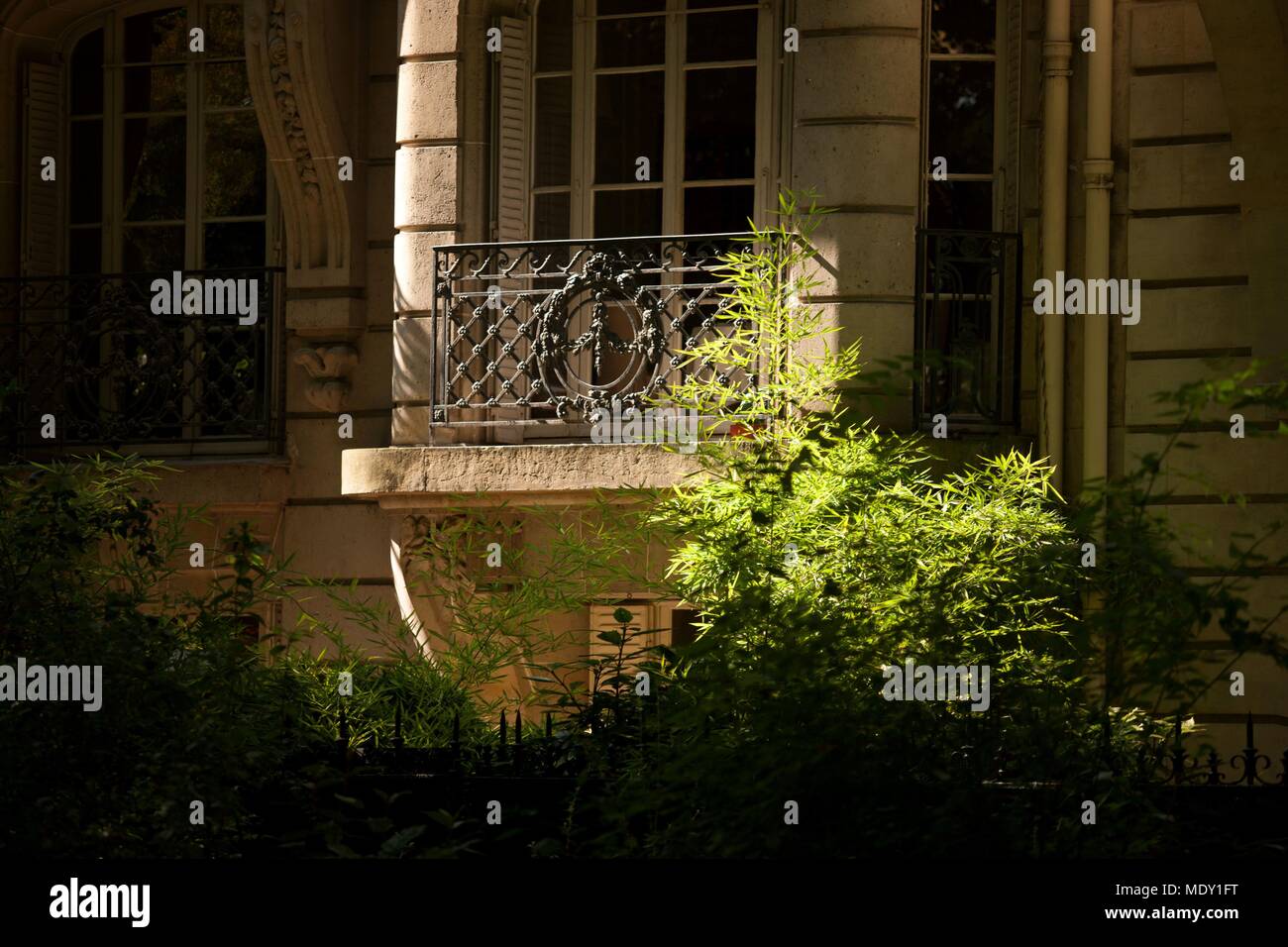 Suffren paris hi-res stock photography and images - Alamy