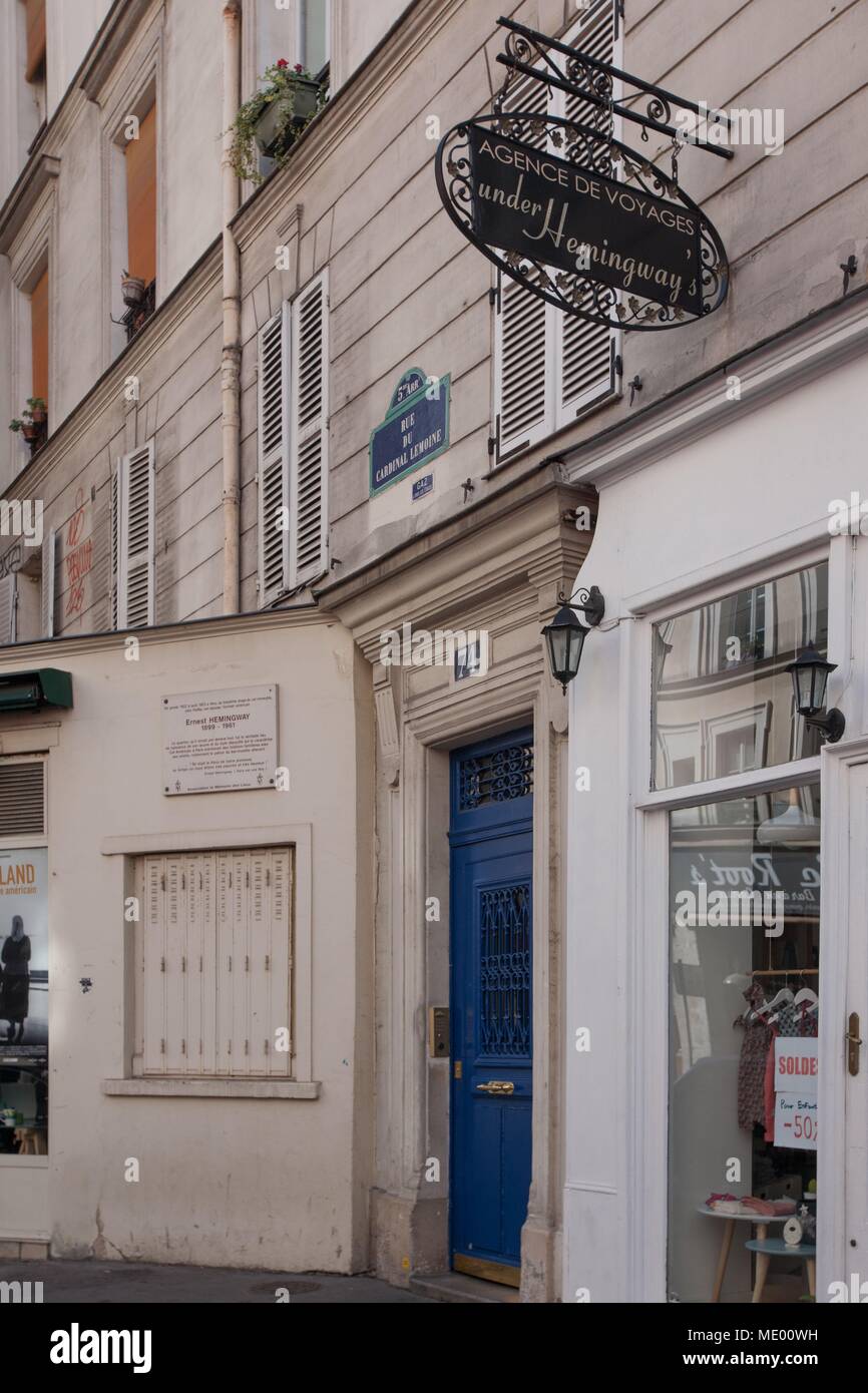 74 rue du cardinal lemoine hi-res stock photography and images - Alamy