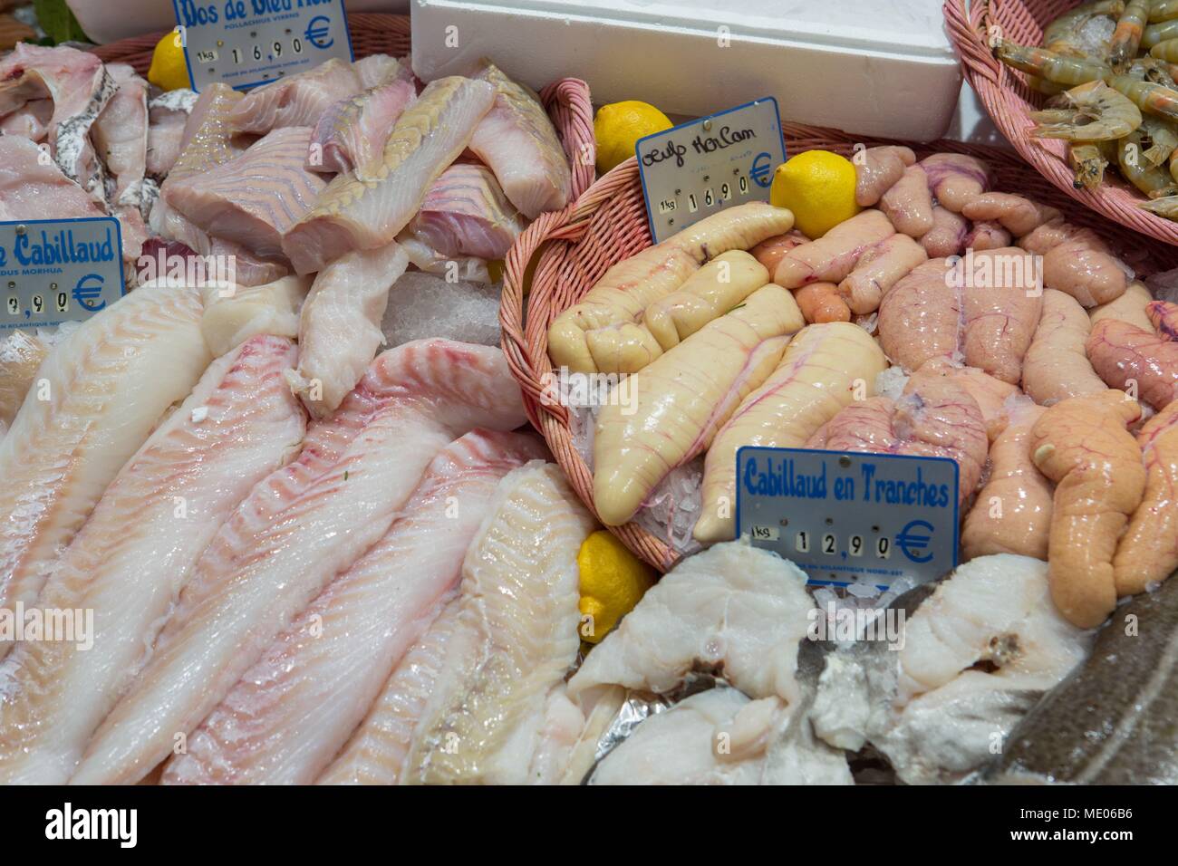 Paris, shops food, fish shop, seafood, fish, cod, whiting eggs Stock ...