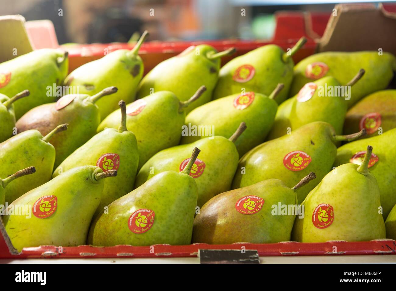 Paris, shops food, shop, fruits and vegetables market greengrocer's ...