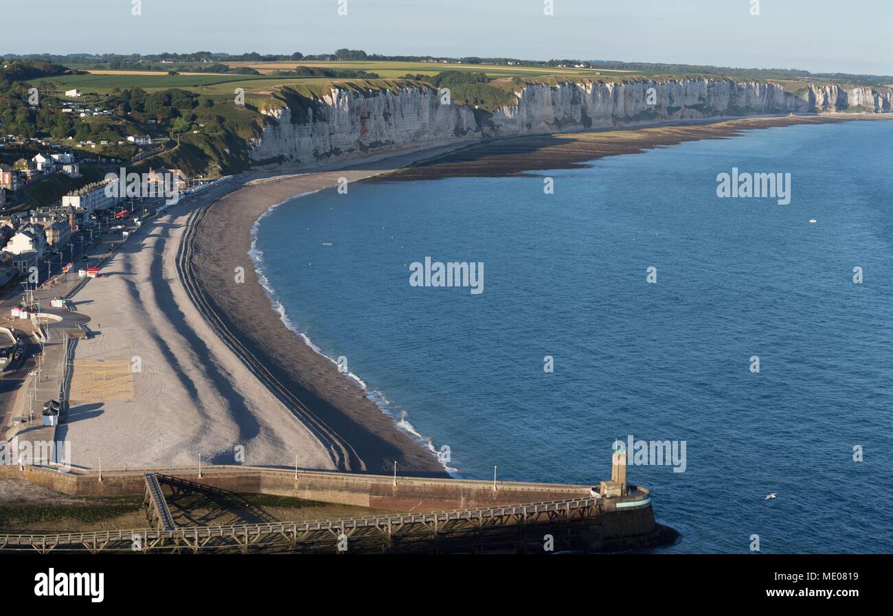 Fecamp harbour cliffs hi-res stock photography and images - Alamy