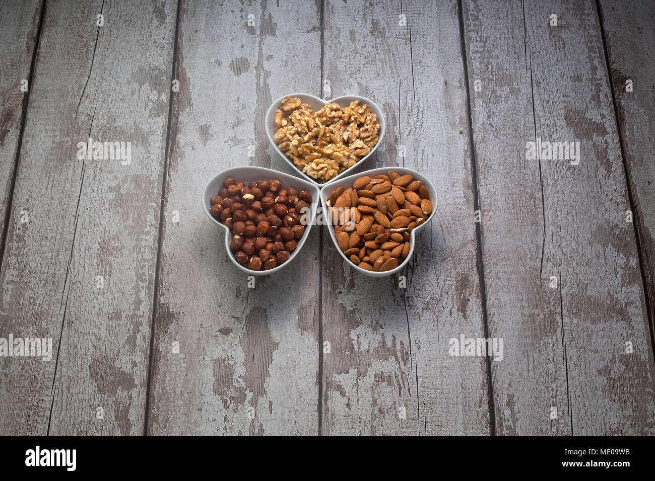 Nuts heart shape hi-res stock photography and images - Alamy