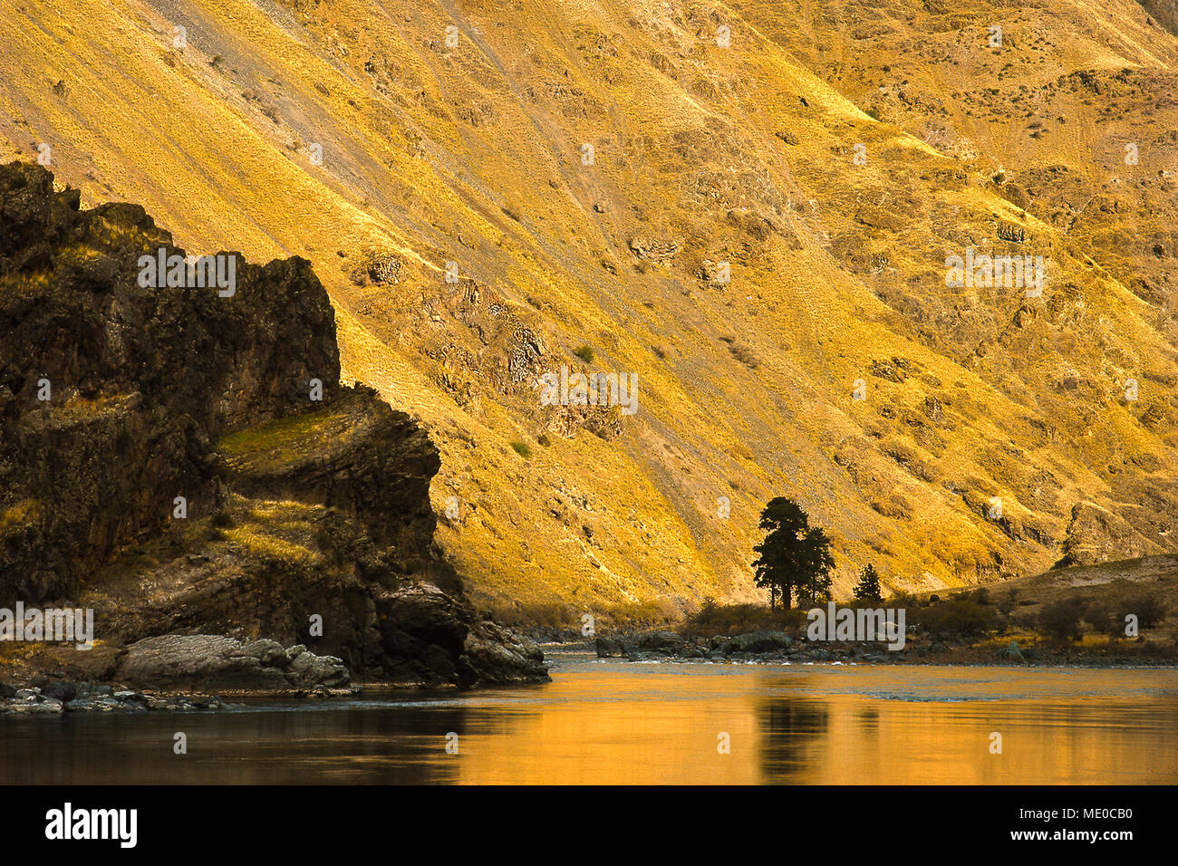 Hells Canyon, Snake River, deepest gorge in North America (7900 feet ...
