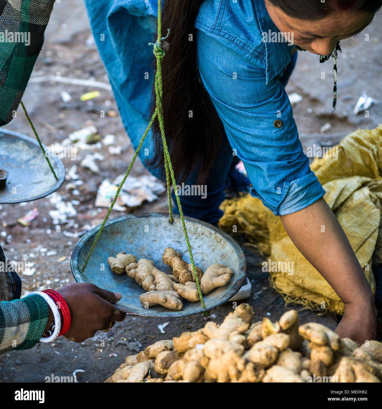 Indian weighing scale hi-res stock photography and images - Alamy