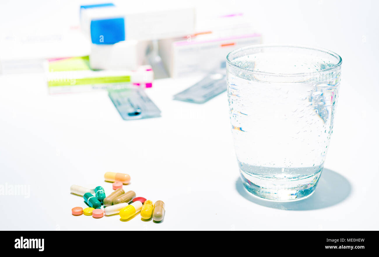 Prescription glass hi-res stock photography and images - Alamy