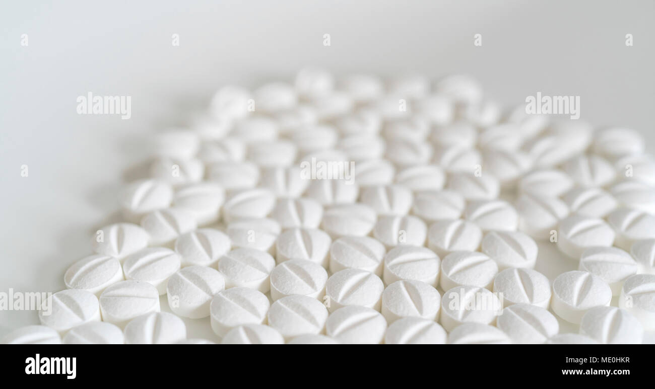 White pill tablet medicine medical drug close close up health hi-res ...