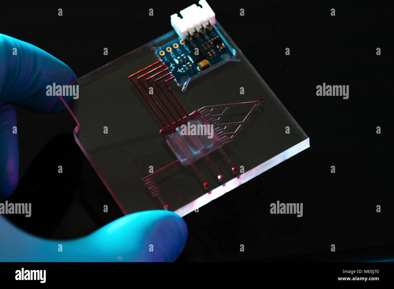 Lab on a chip (LOC Stock Photo - Alamy