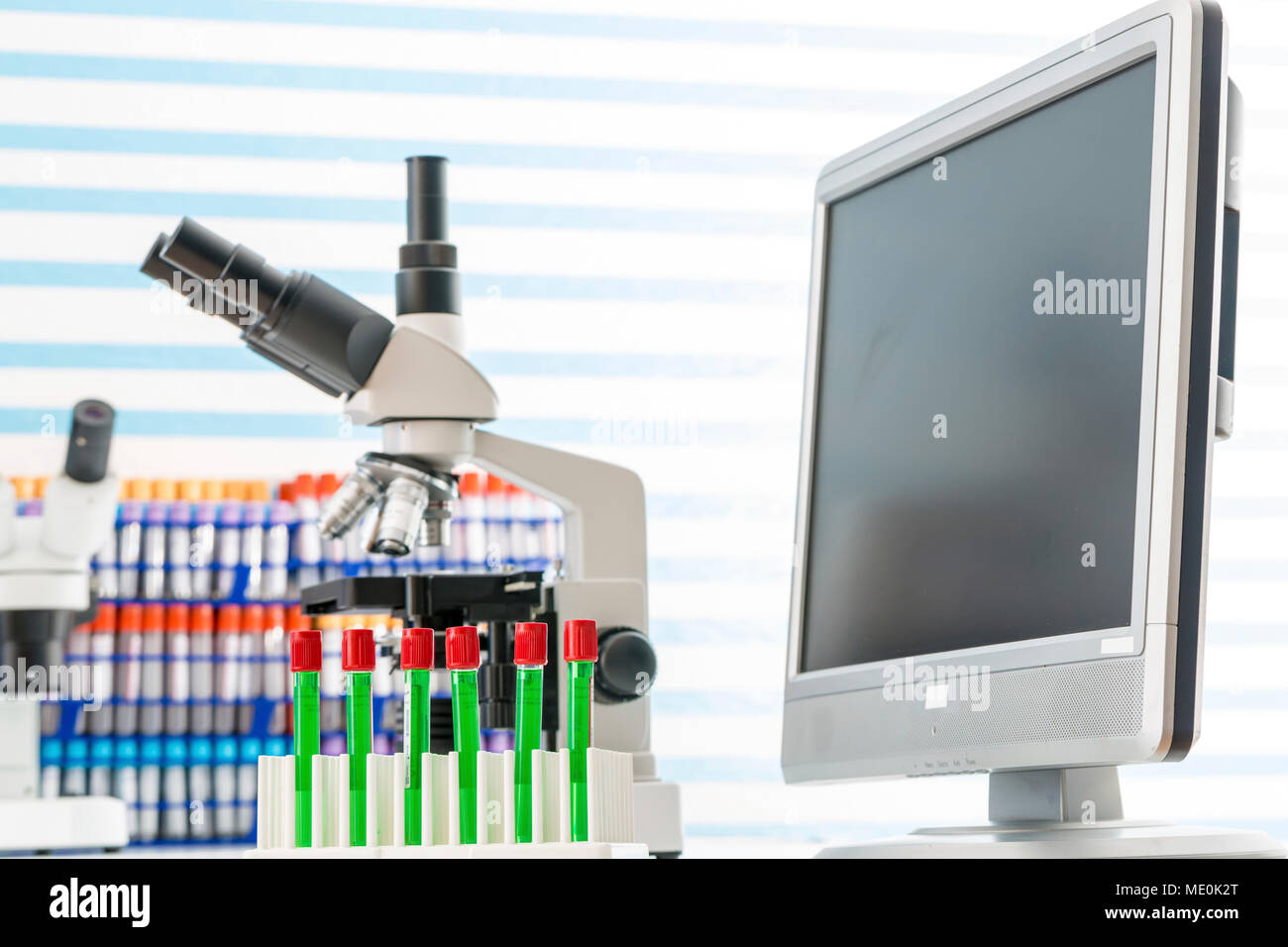 Medical laboratory hi-res stock photography and images - Alamy