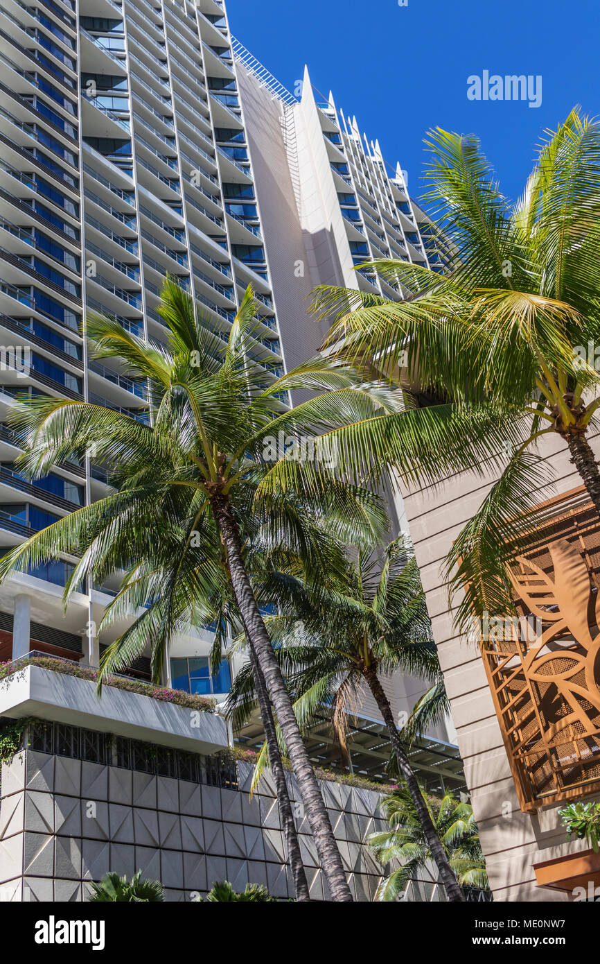 East side of Trump International Hotel Waikiki viewed from Kalia Road ...