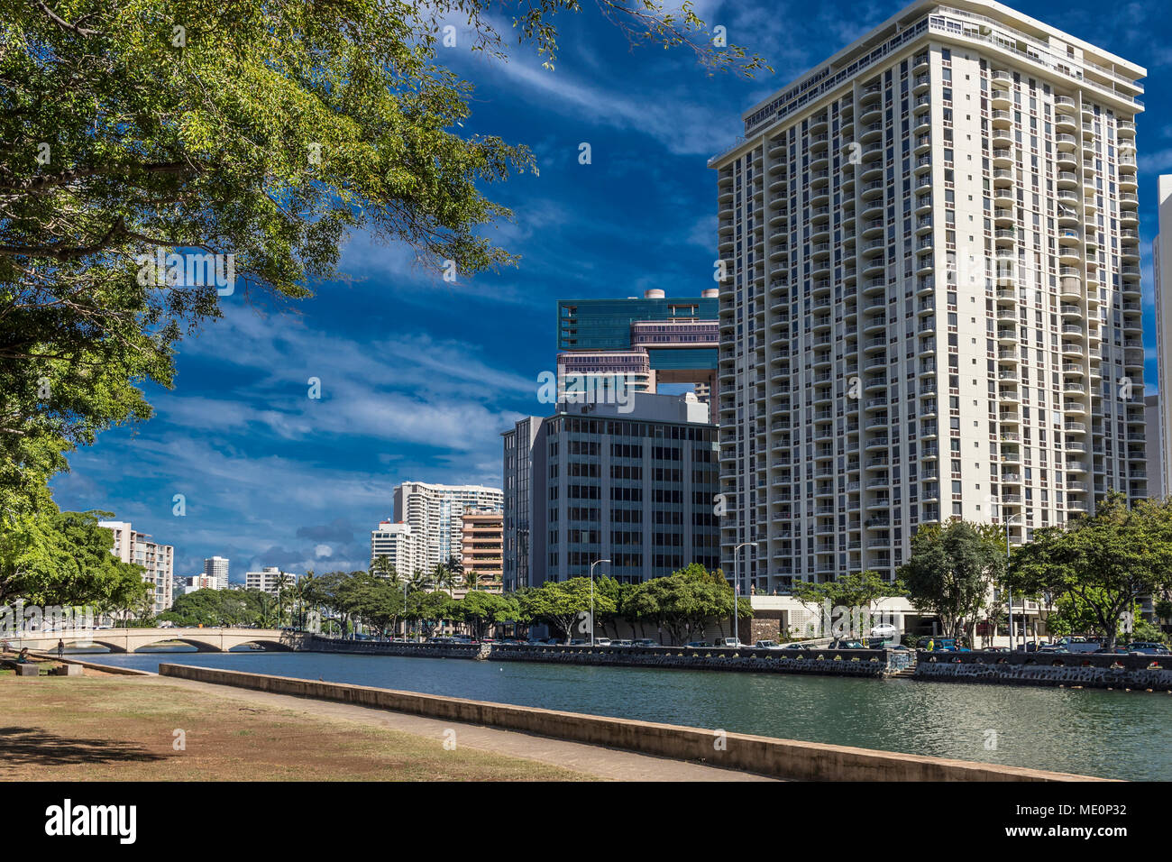 Ala wai promenade hi-res stock photography and images - Alamy