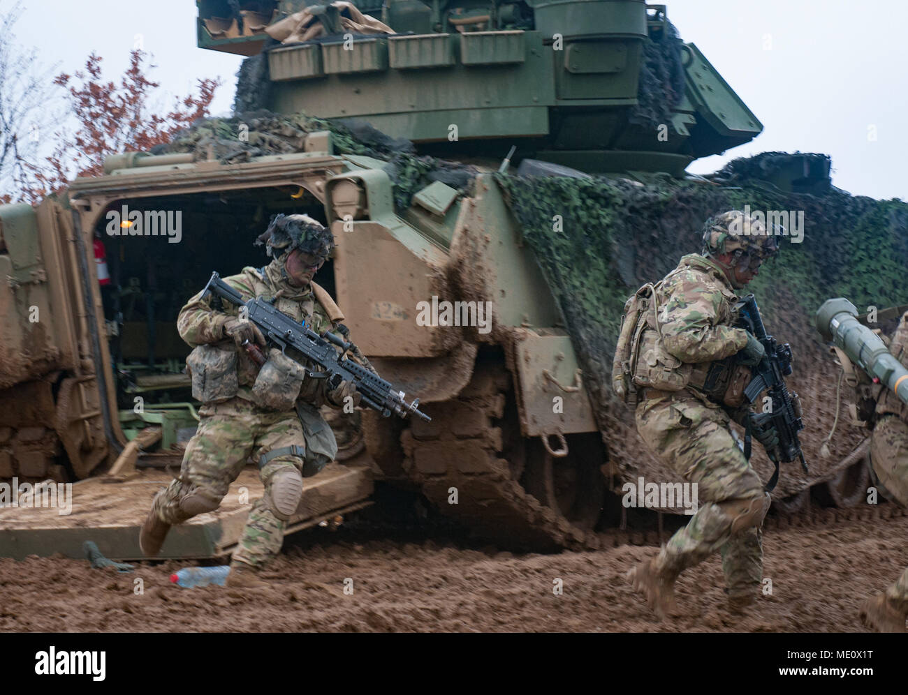 Soldiers from 1st Battalion, 18th Infantry Regiment, 2nd Armored ...