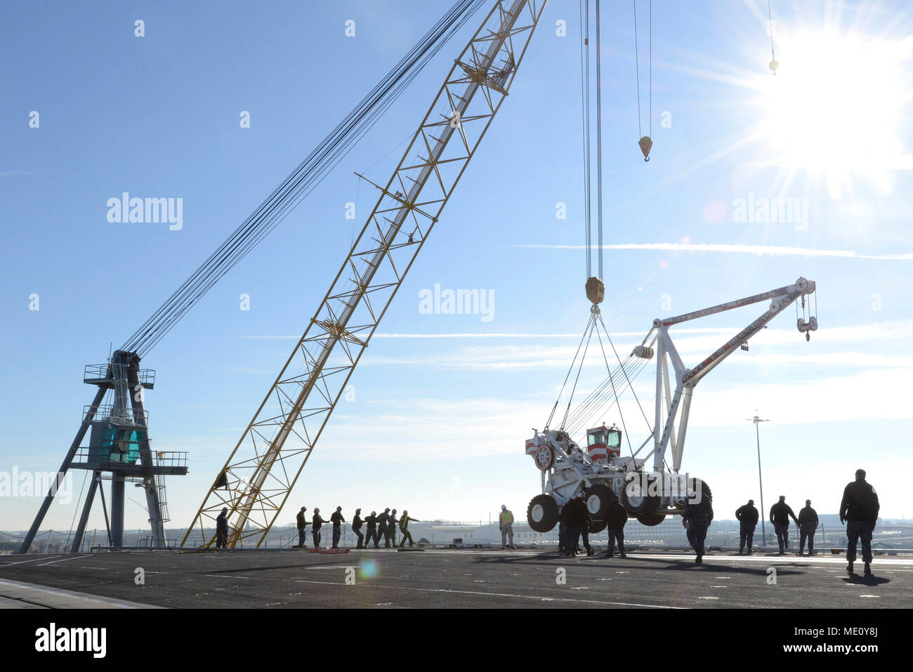 Tilly Crash Crane High Resolution Stock Photography and Images - Alamy