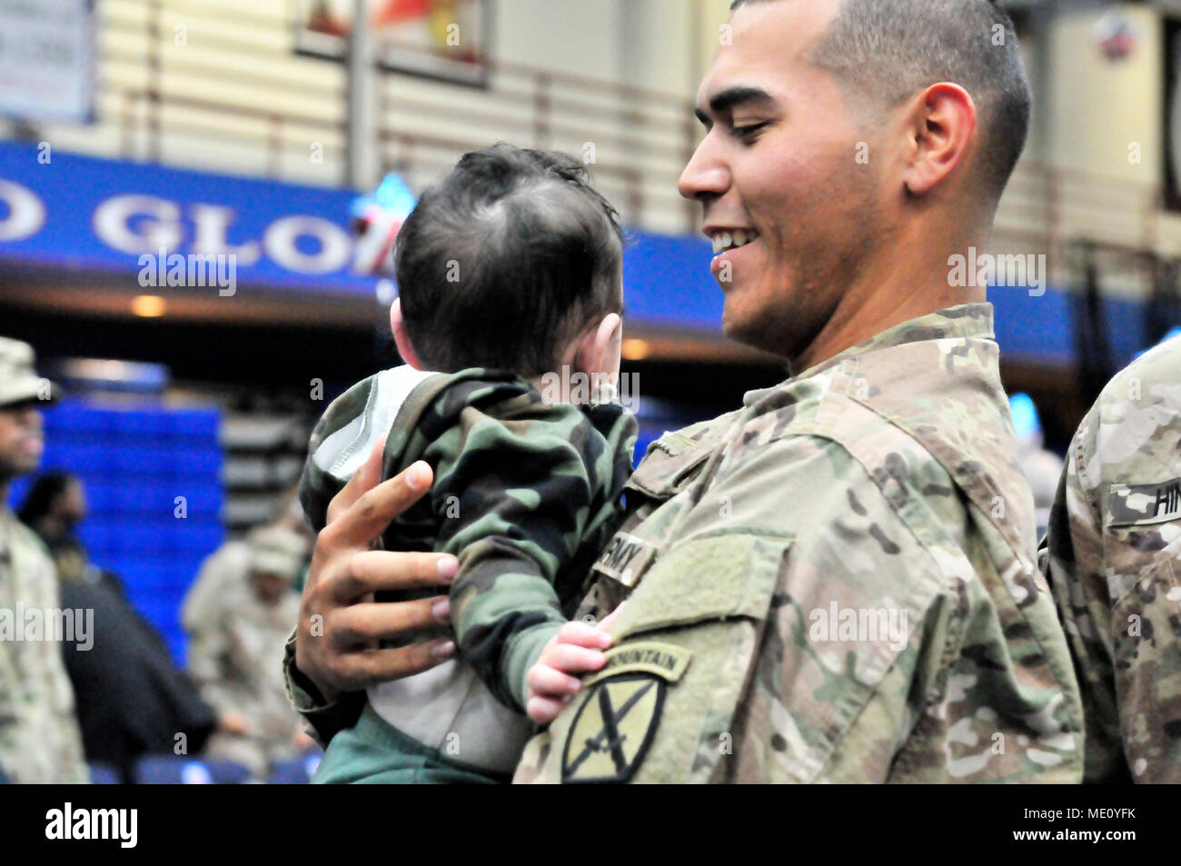 548th combat sustainment support battalion hi-res stock photography and ...