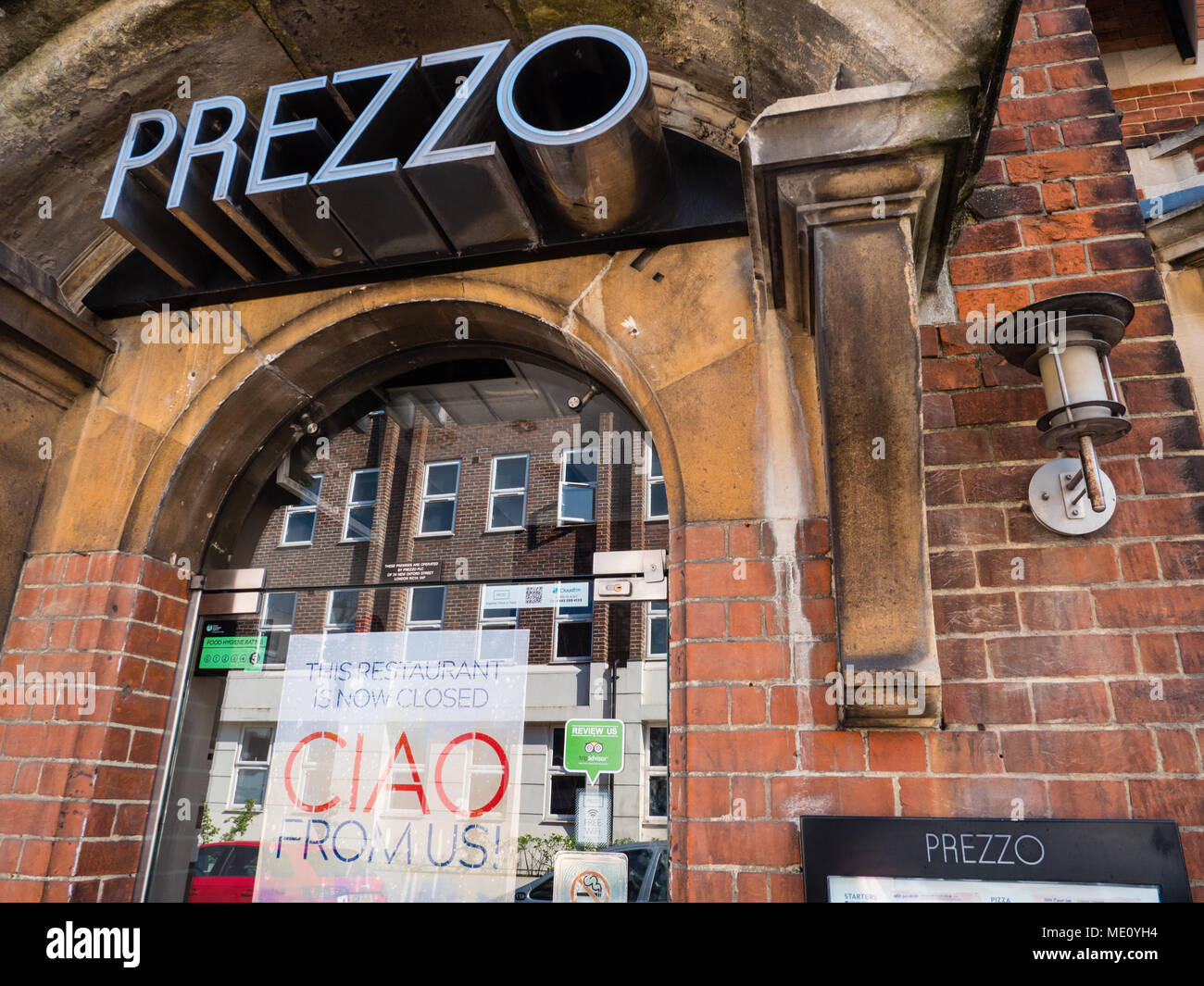 Closed prezzo hi-res stock photography and images - Alamy