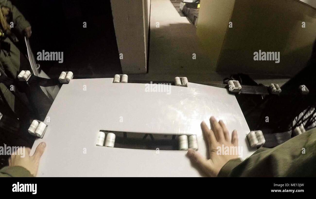 PERRY, Ga. – Decontamination Platoon and Identification and Detection ...