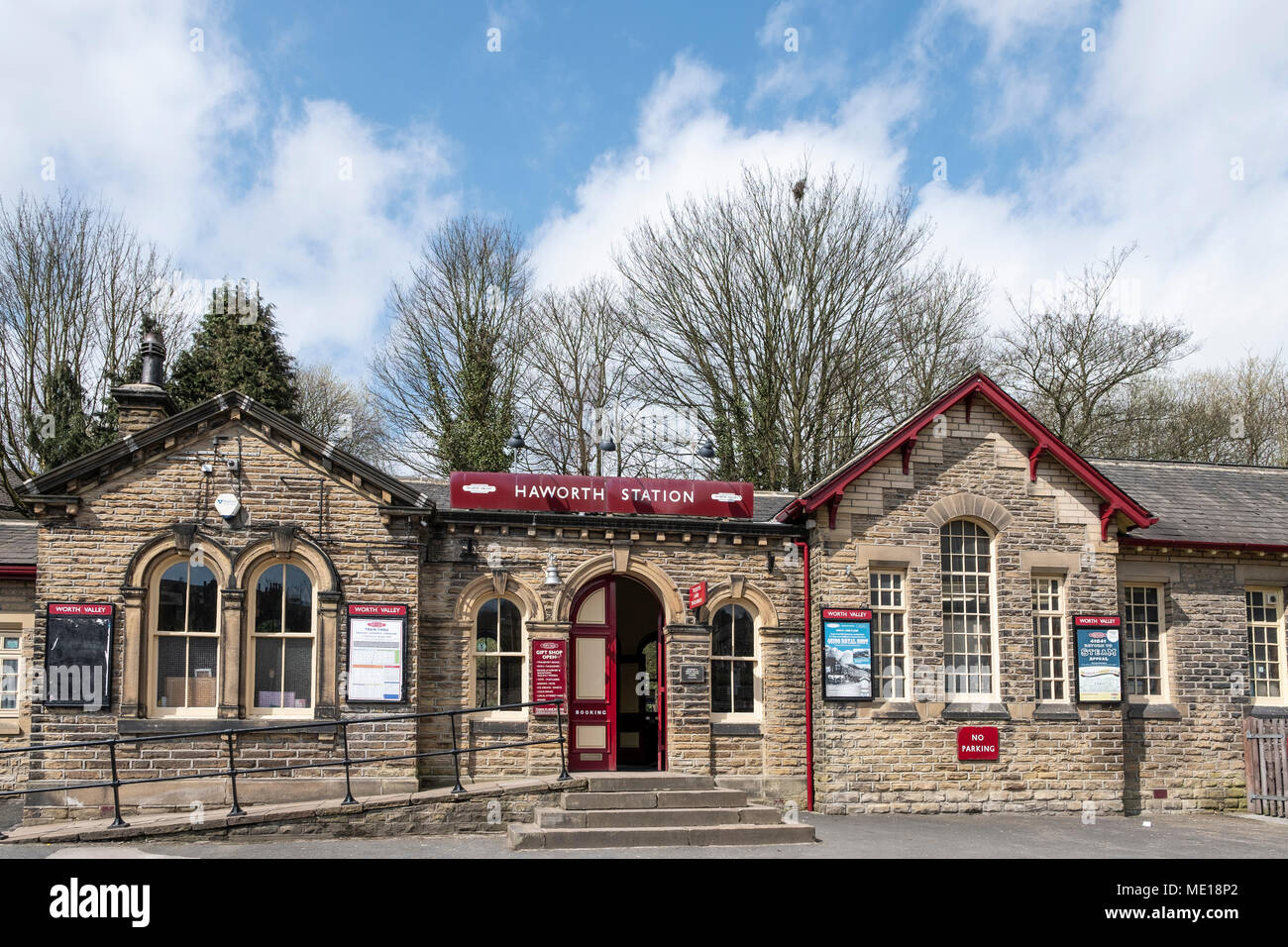Haworth Station, heritage railway near Bradford, home of the famous ...