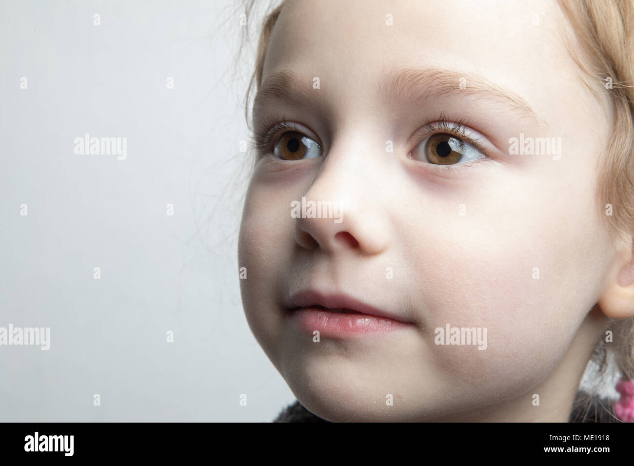 Cute little smile girl Stock Photo - Alamy