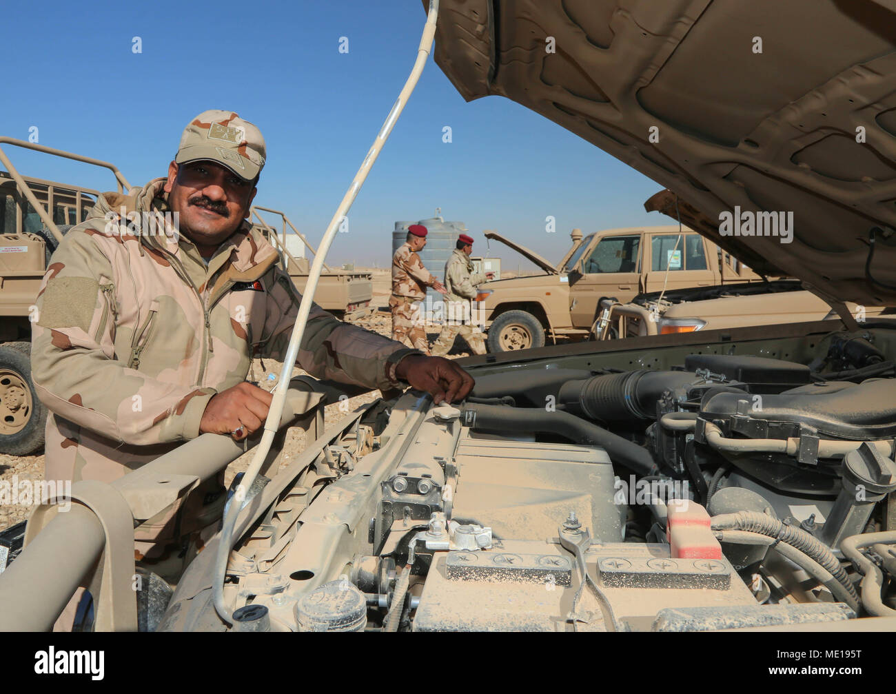 Toyota landcruiser iraq hi-res stock photography and images - Alamy