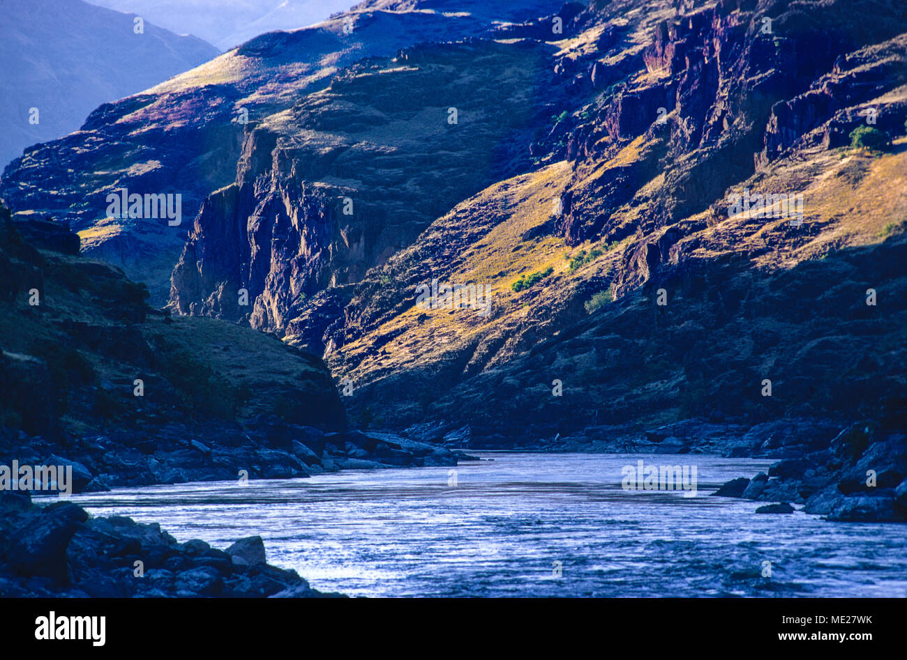 Hells Canyon, Snake River, deepest gorge in North America (7900 feet ...