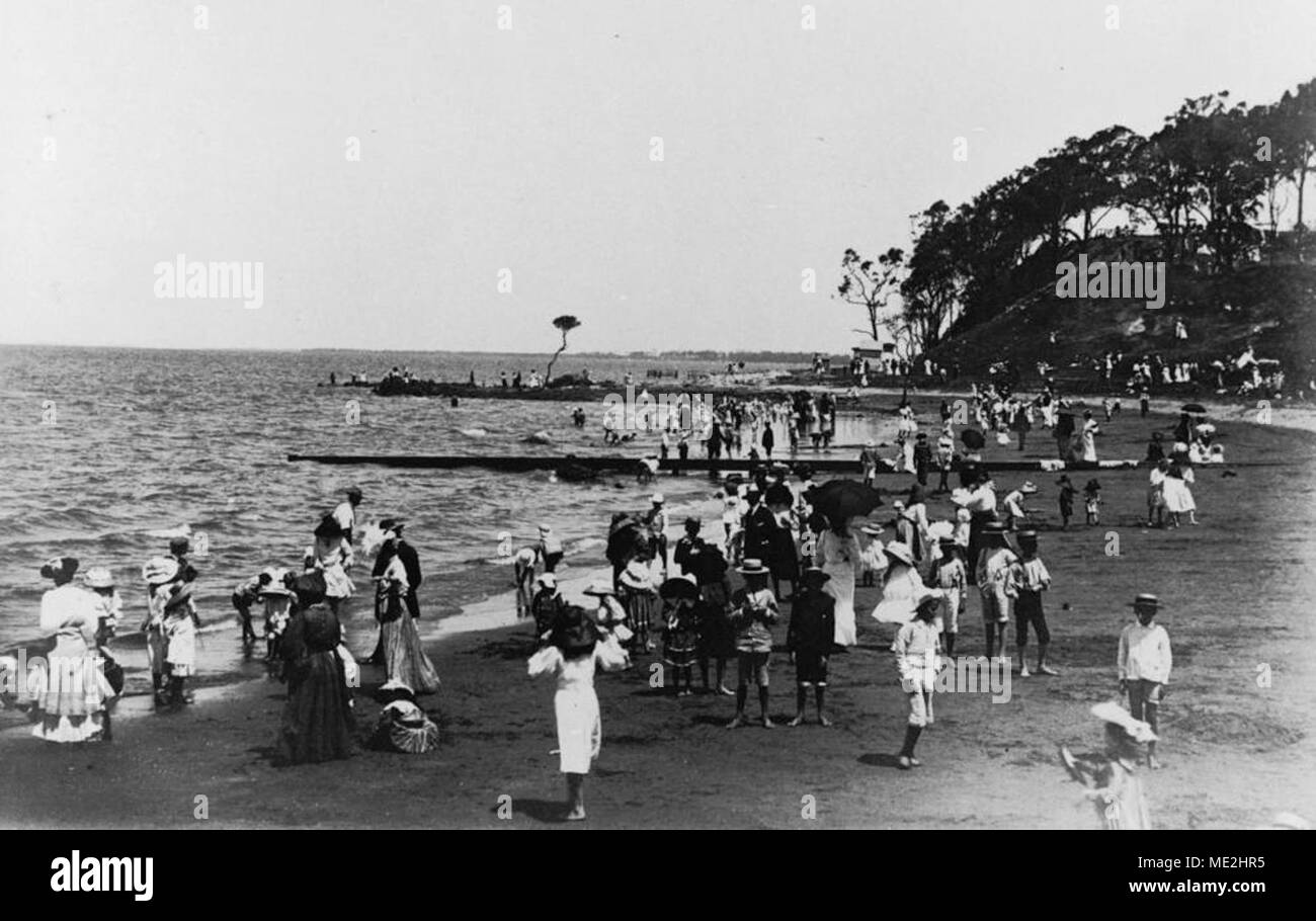 New Year's Day crowds at Sandgate, 1907 Stock Photo - Alamy
