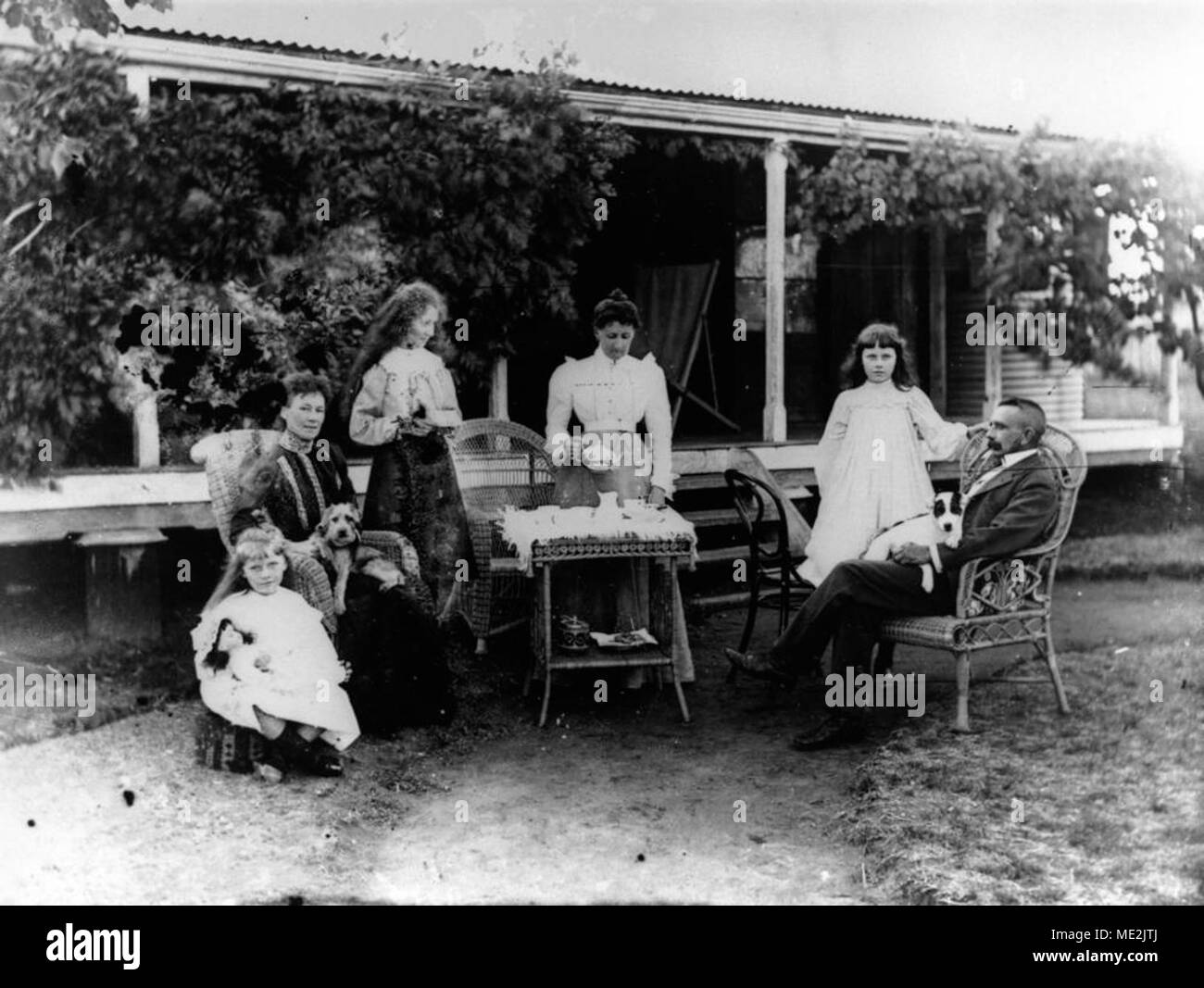 Garden party 1900 Black and White Stock Photos & Images - Alamy