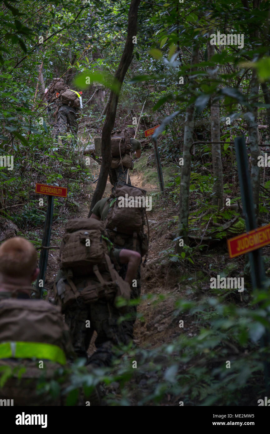 Marines with Alpha Company, Battalion Landing Team, 1st Battalion, 1st ...