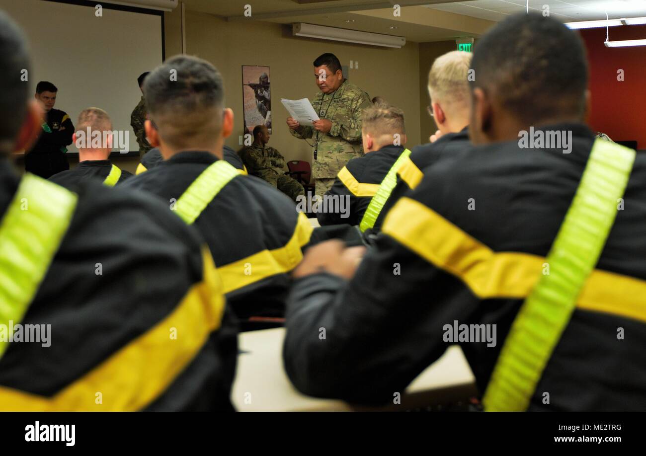 Brief apft army physical fitness uniform hi-res stock photography and ...