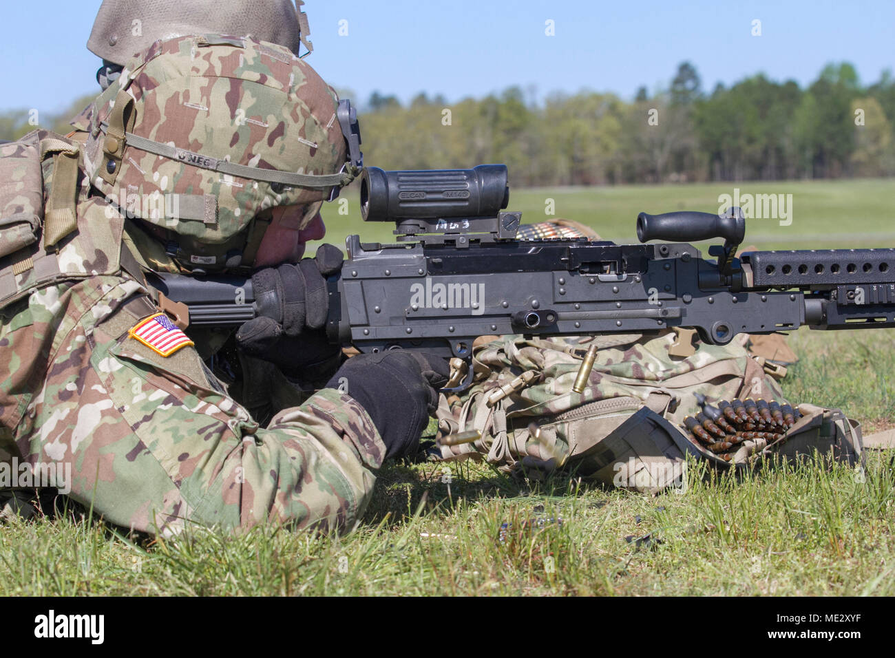Machine gun and small arms center hi-res stock photography and images ...