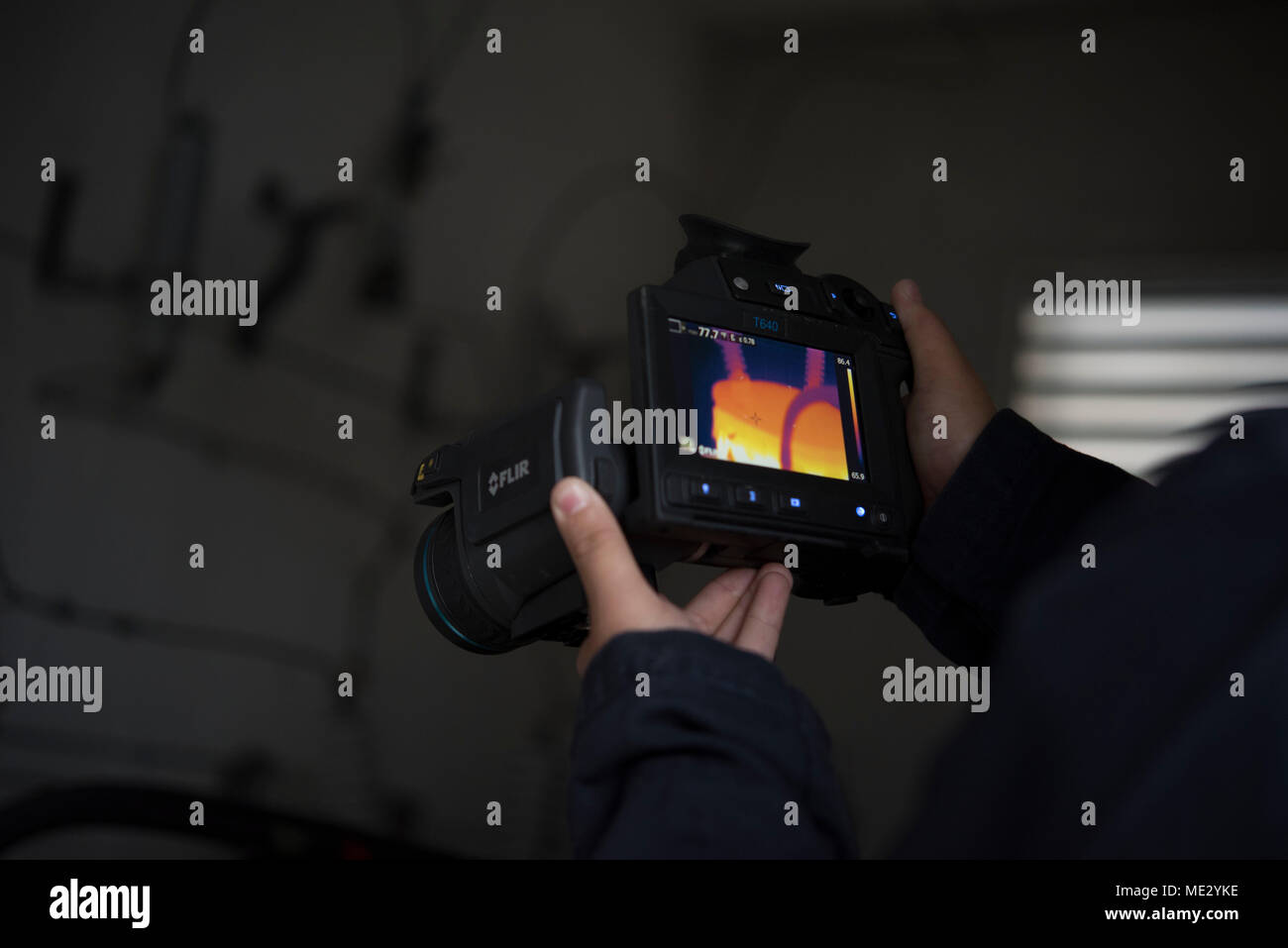 Infrared scanners hi-res stock photography and images - Alamy