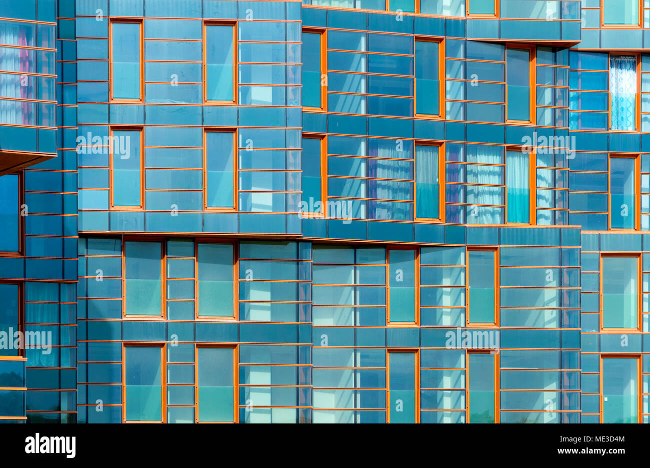 Facade perspective with glazing hi-res stock photography and images - Alamy