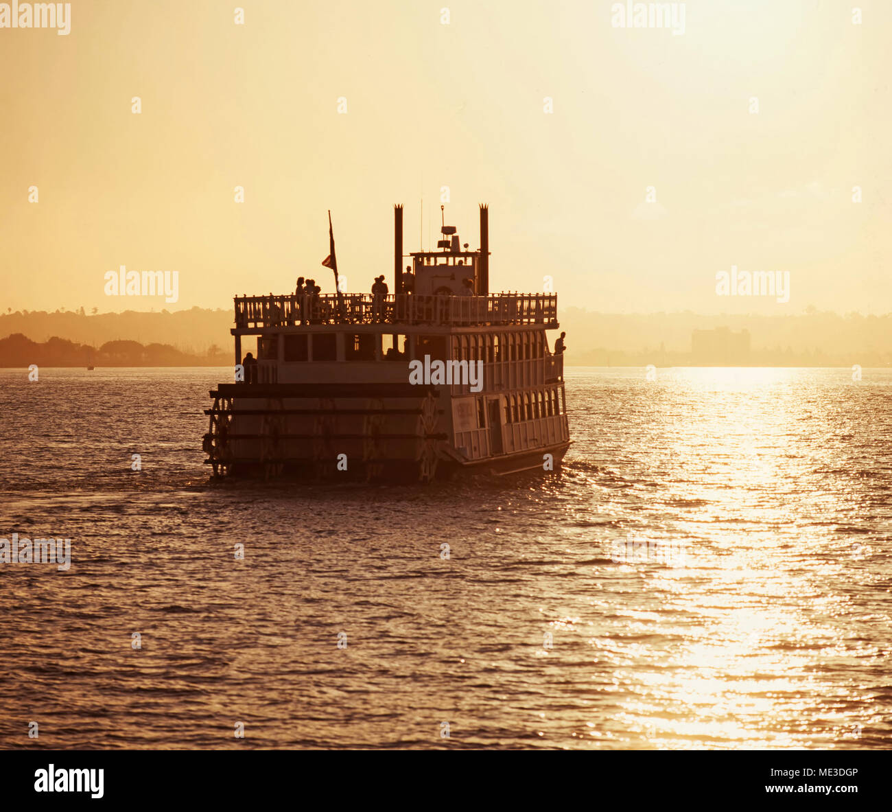 Ferry boat paddle hi-res stock photography and images - Alamy